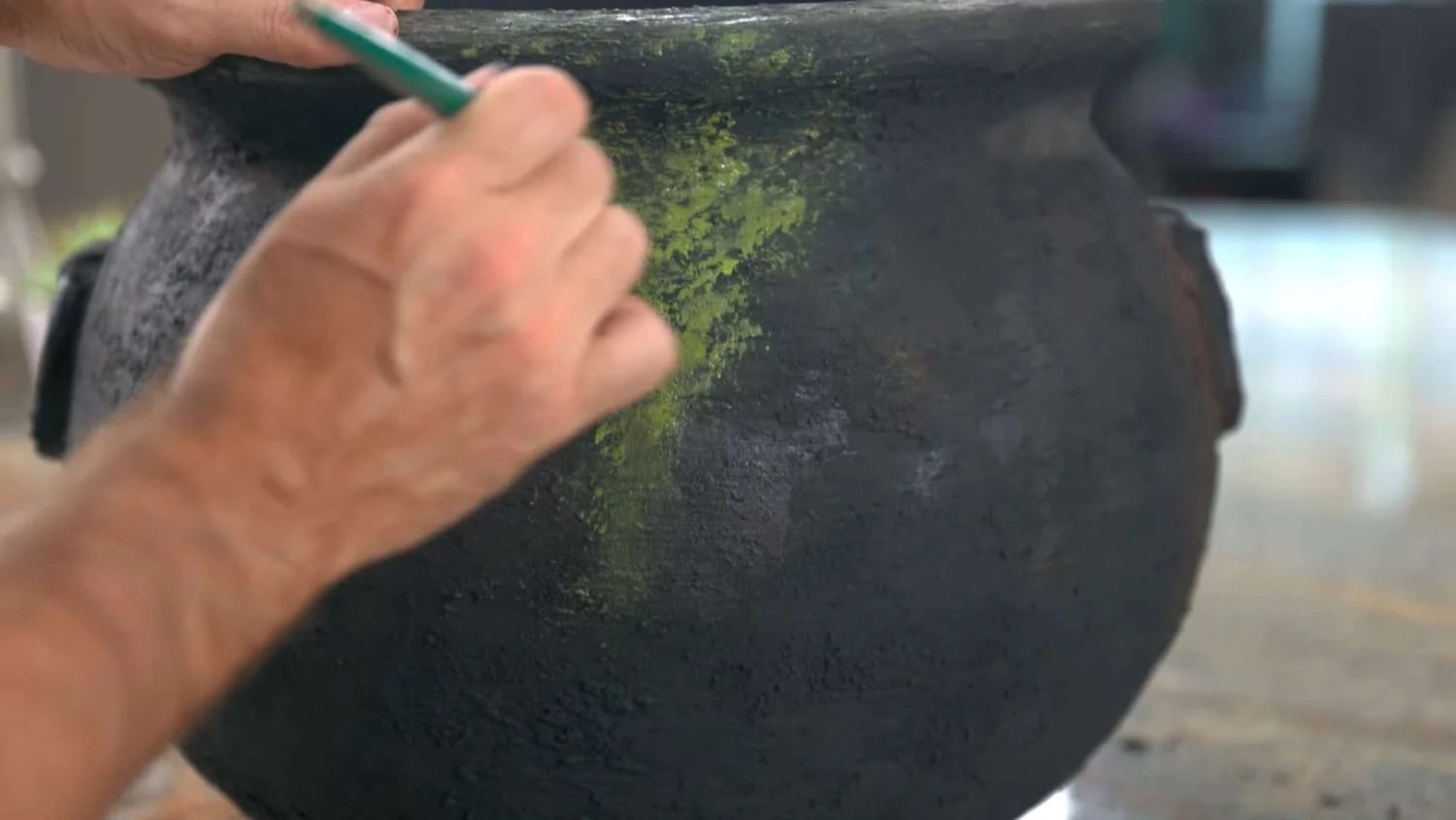 How to Make an Easy & Realistic Witch Cauldron For Halloween — Tim Decker