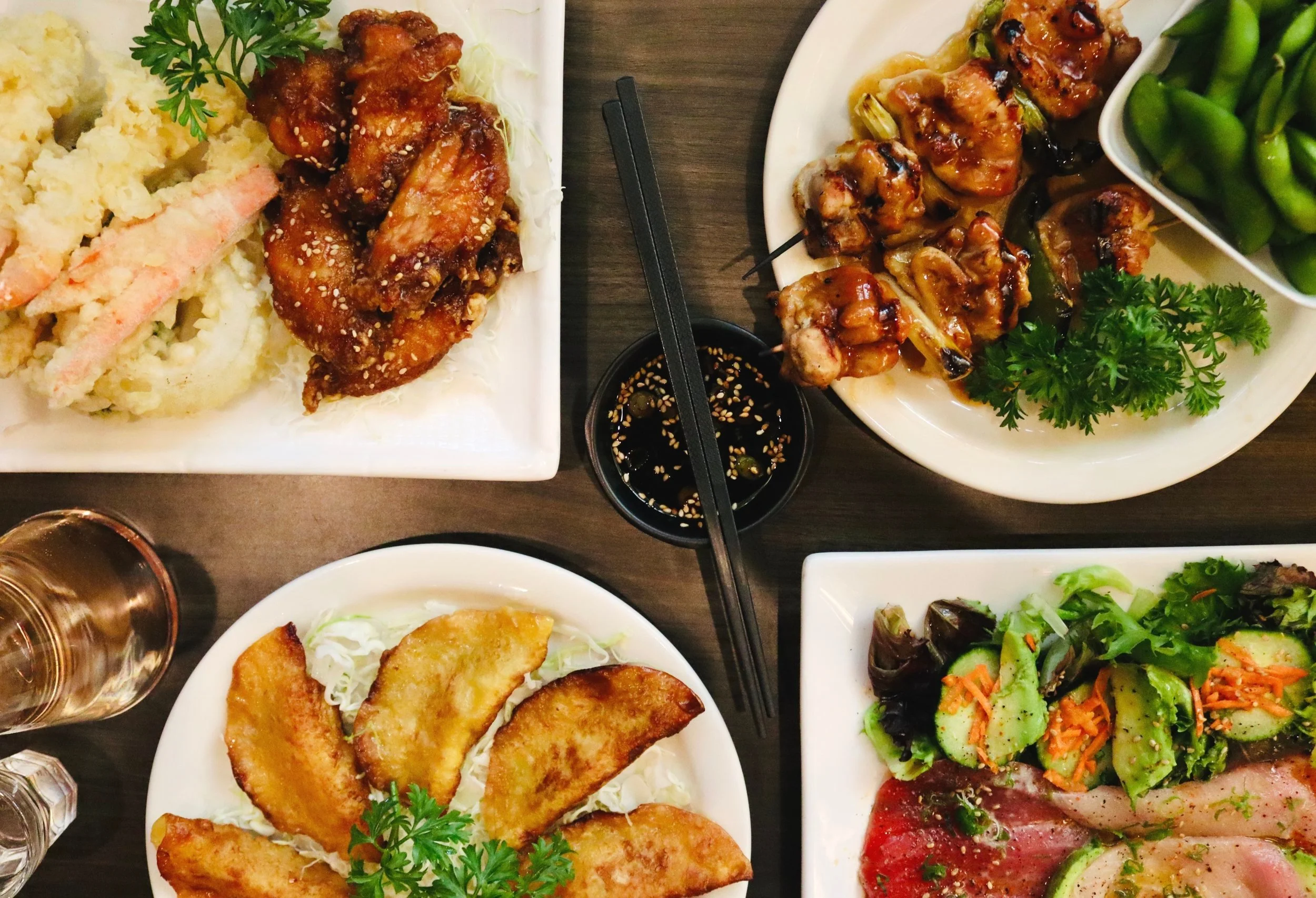 Tokie's Downtown Restaurant and Bar