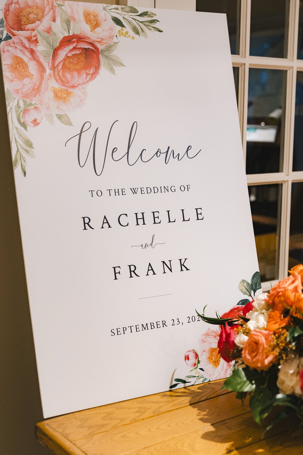 Wedding Welcome & Seating Charts | Stylish Event Decor — All Pretty ...