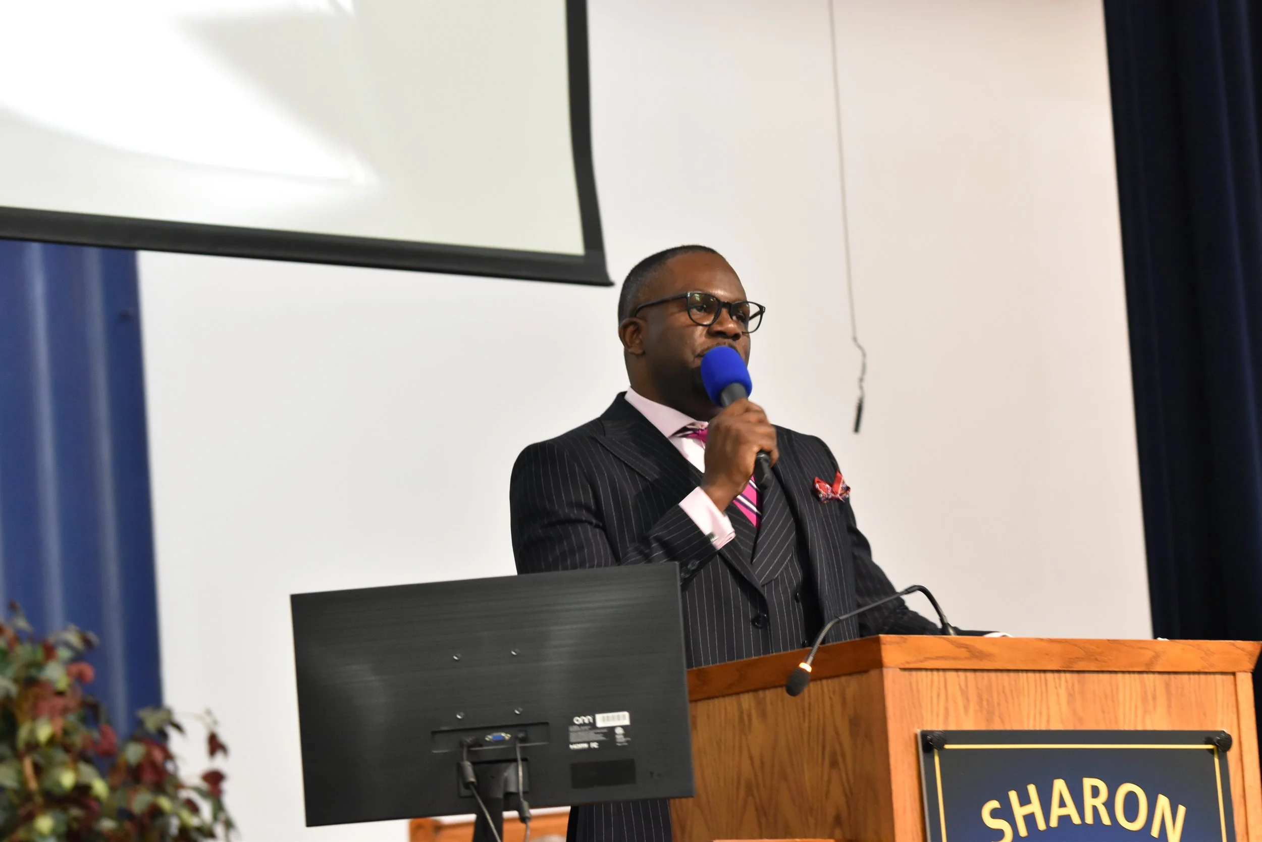 Sharon Church Welcomes New Pastor — VisitAEC.org