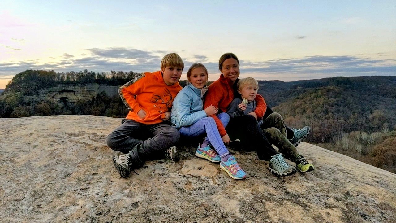 Hiking to Hanson’s Point in the Red River Gorge with kids — No Bedtimes, No Borders: A Family ...