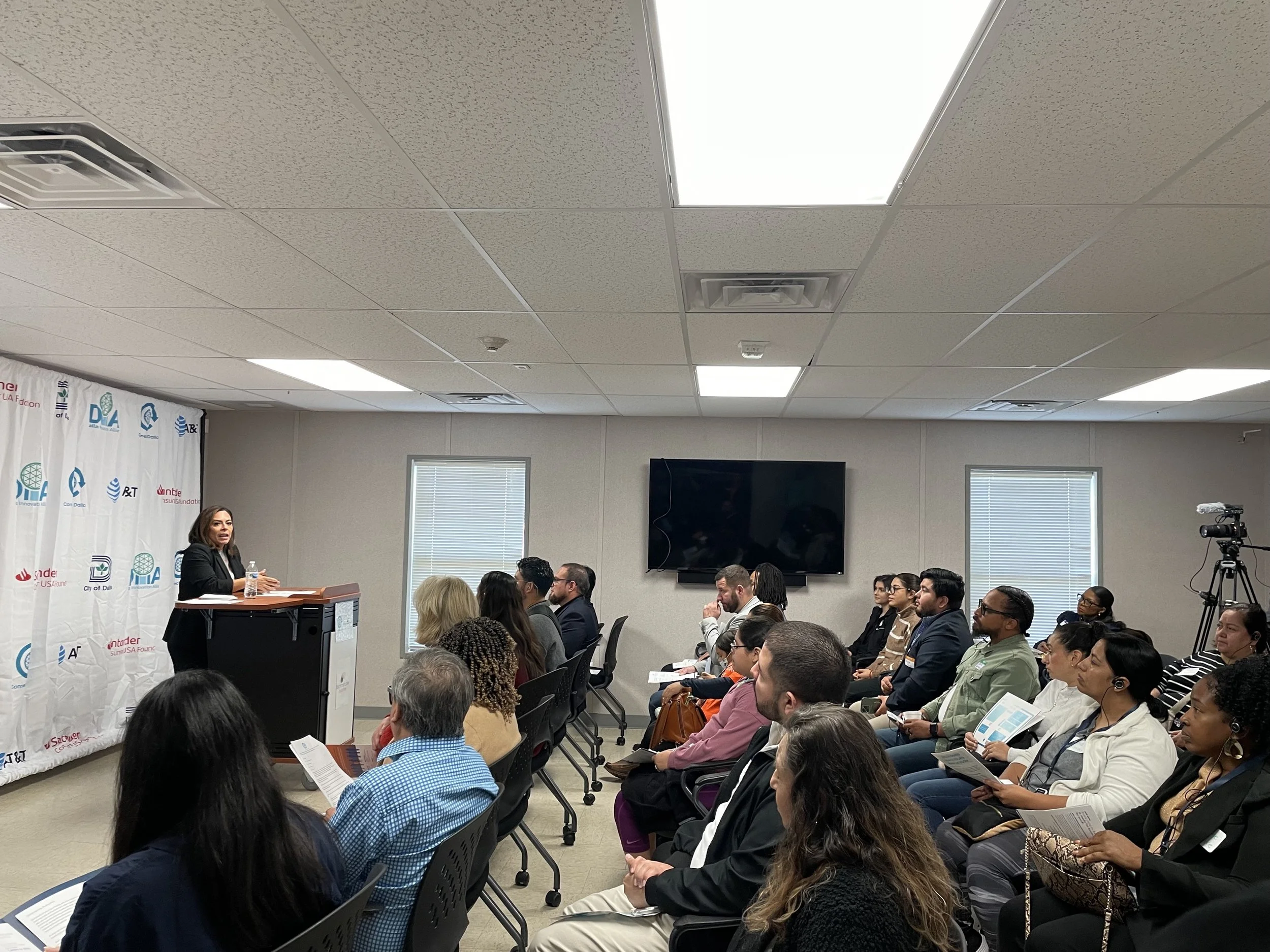 Connected Dallas Tech Lab at Bachman Lake Together Officially Opens ...