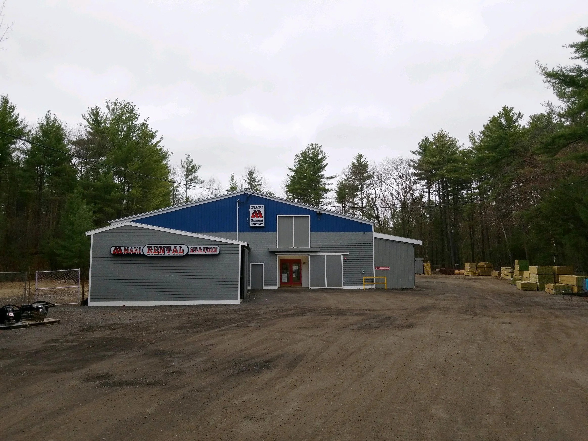 Store Hours — Maki Building Centers