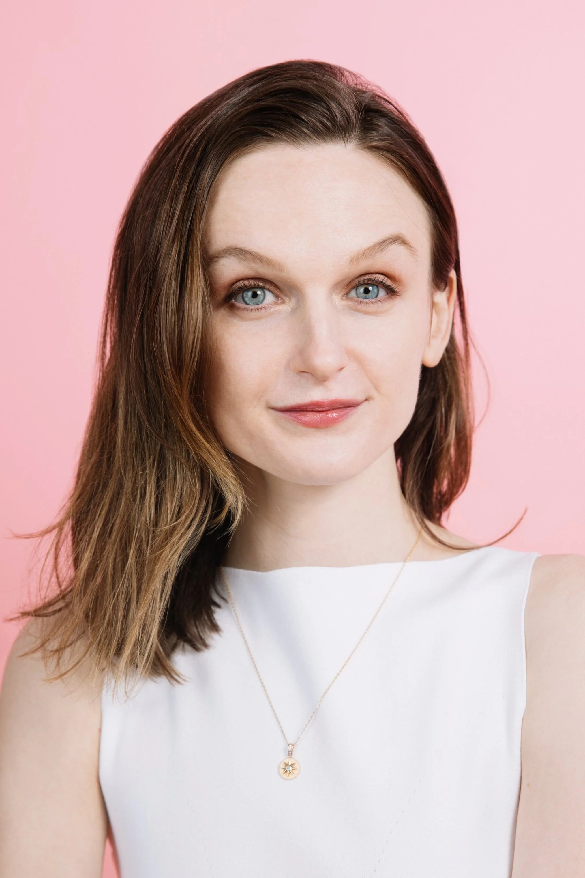 About — Laura Buck