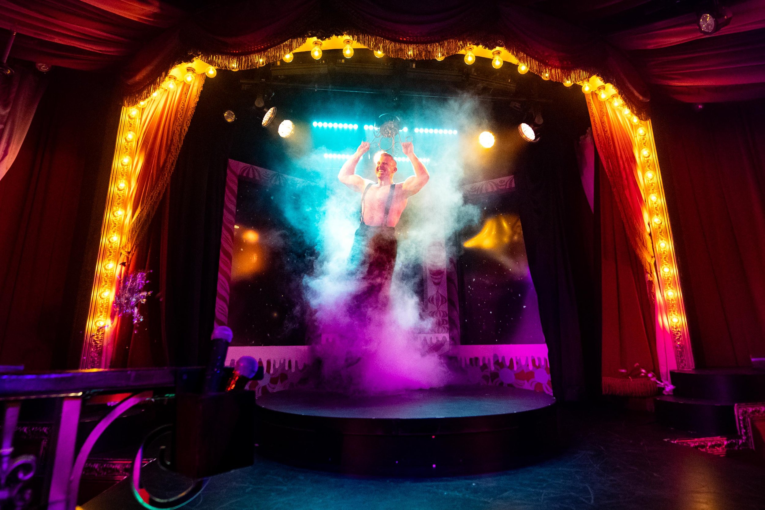 Writers’ Review: Wonderland — Can Can Culinary Cabaret