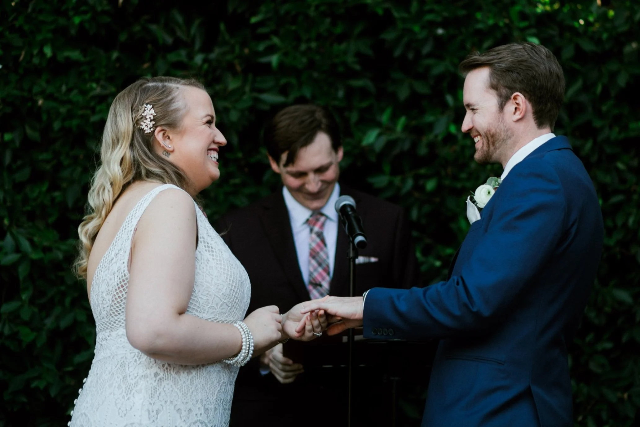 RomCom Weddings - The Romantic Comedy Wedding Officiant