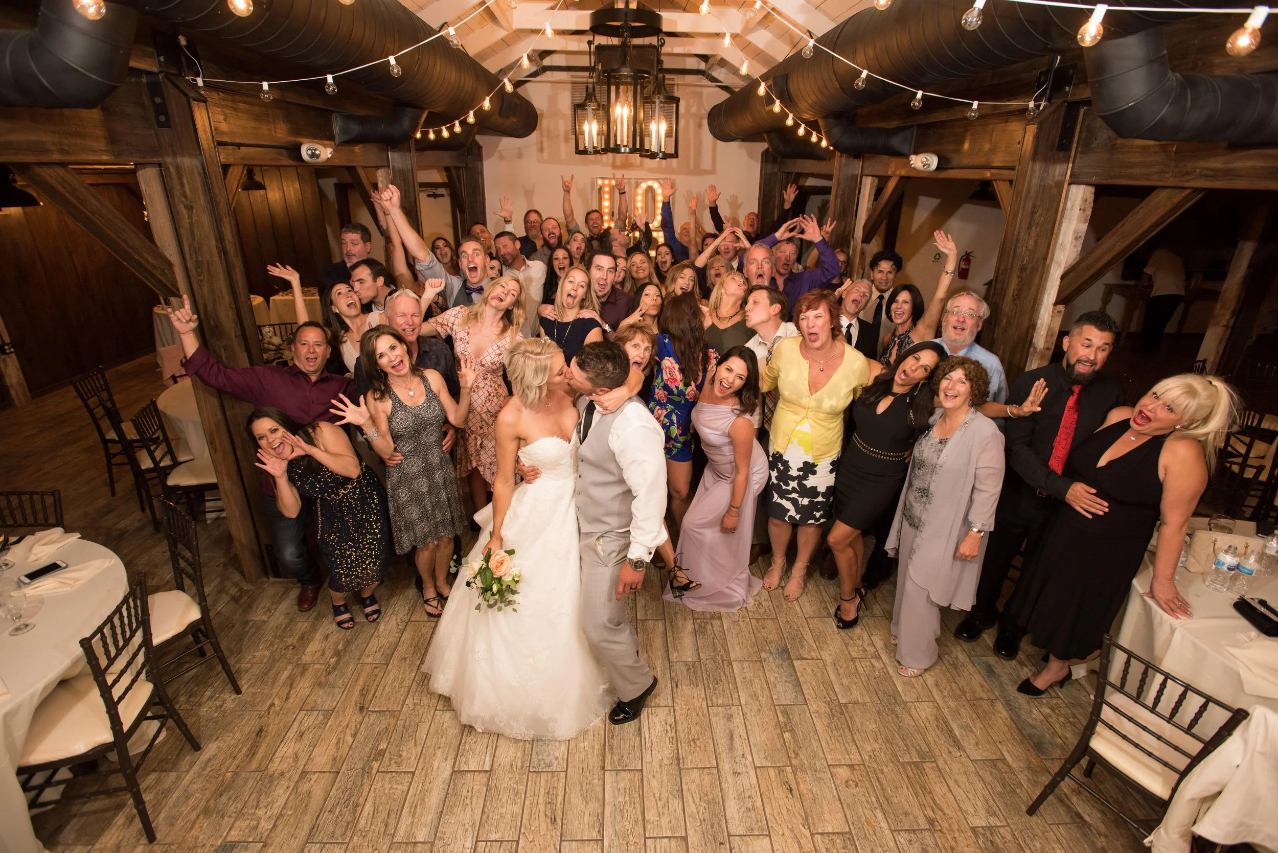 RomCom Weddings - Fun Los Angeles Wedding Officiant