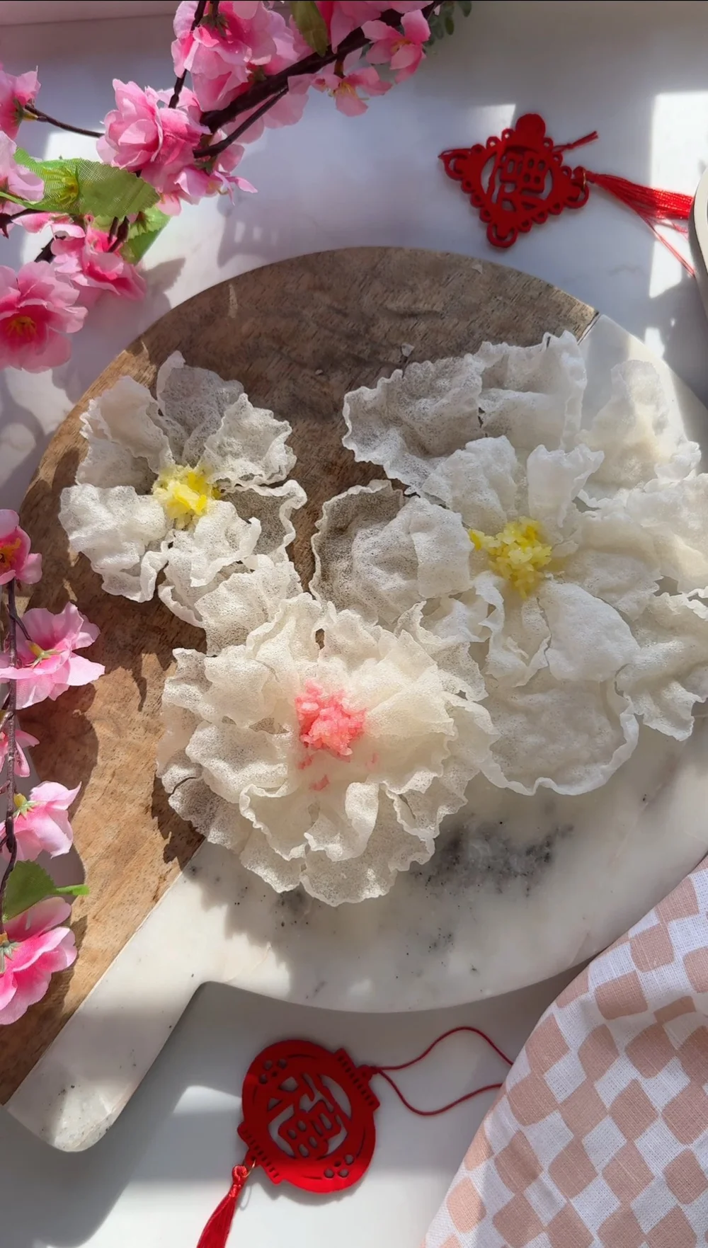 How to Make Rice Paper Flowers Chips — The Kwendy Home