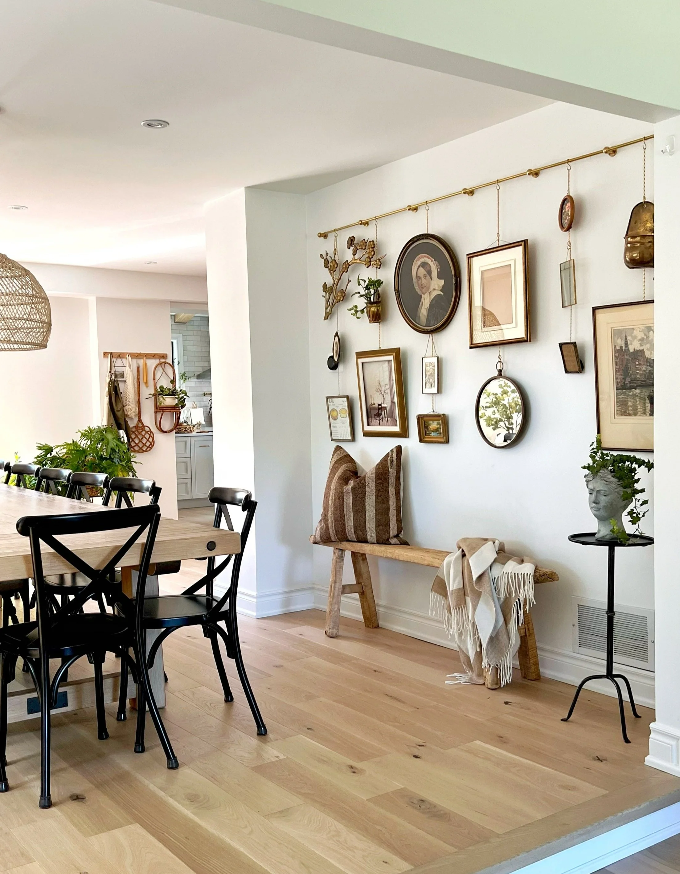 Tired Of Gallery Walls Try A Picture Rail Instead The Kwendy Home