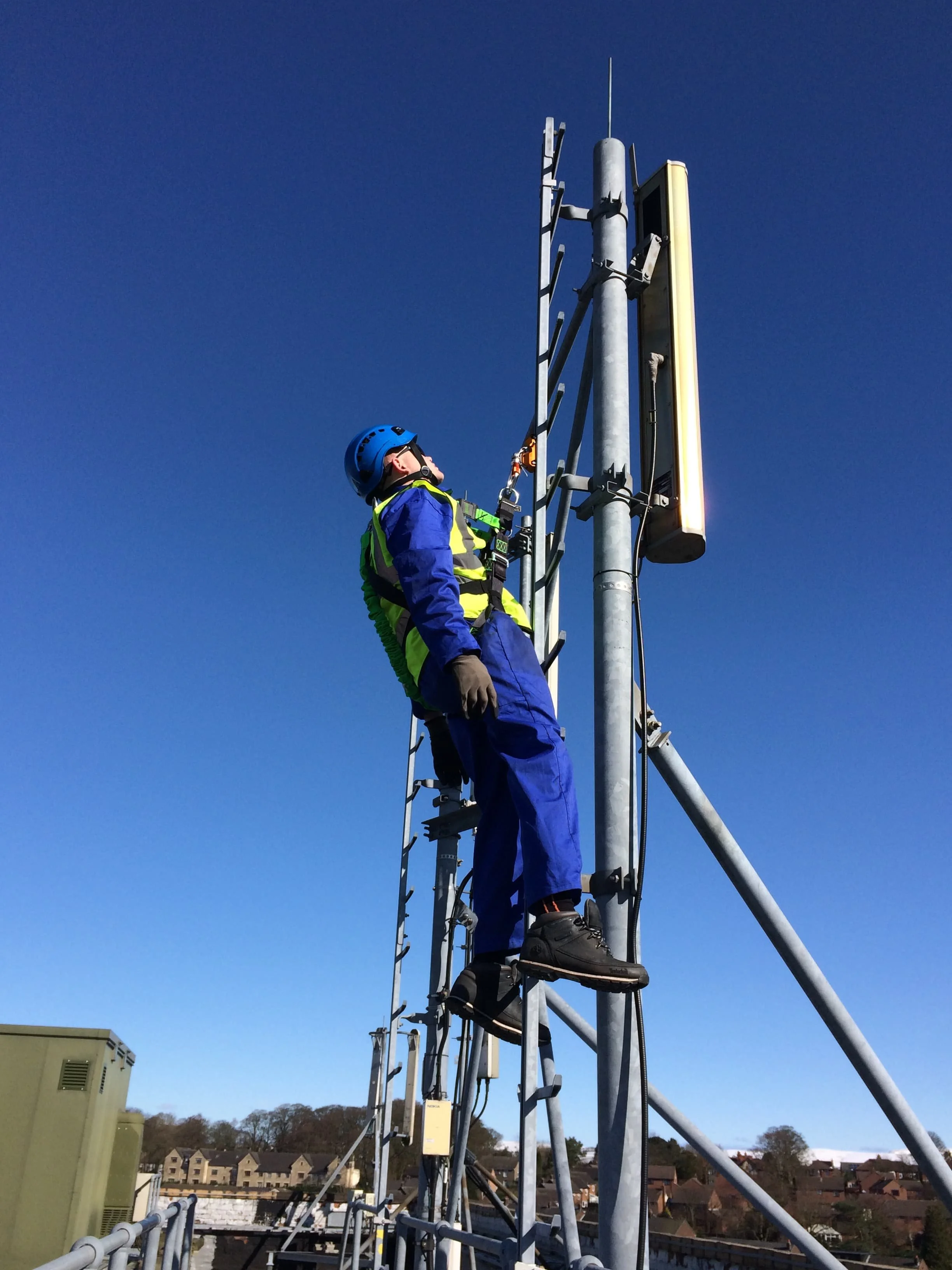Ladder Systems | Fall Protection from Altus Safety — ALTUS
