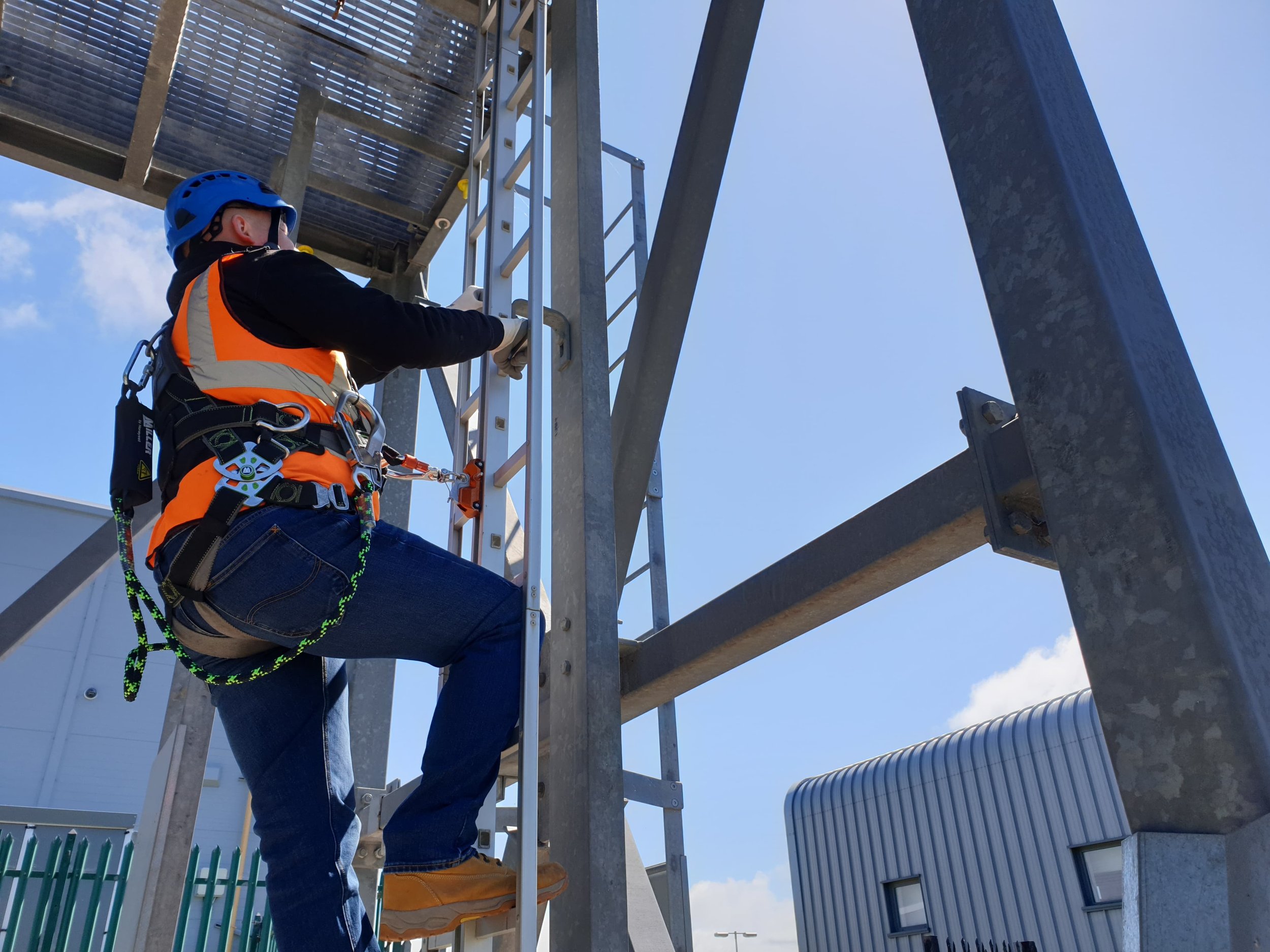 Ladder Risk Assessment Guide — ALTUS