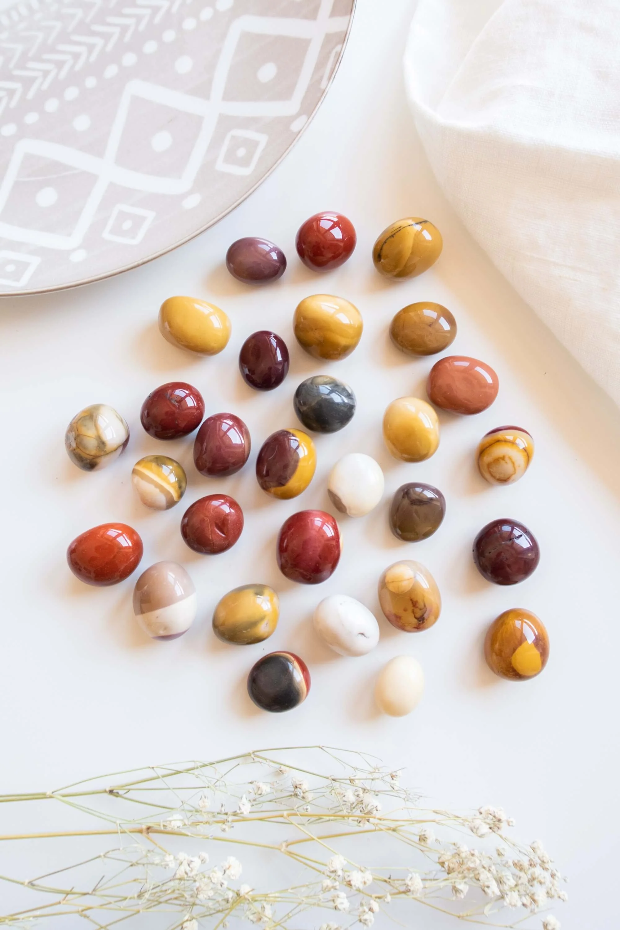 Pietra burattata di Mookaite — Crystals Dream