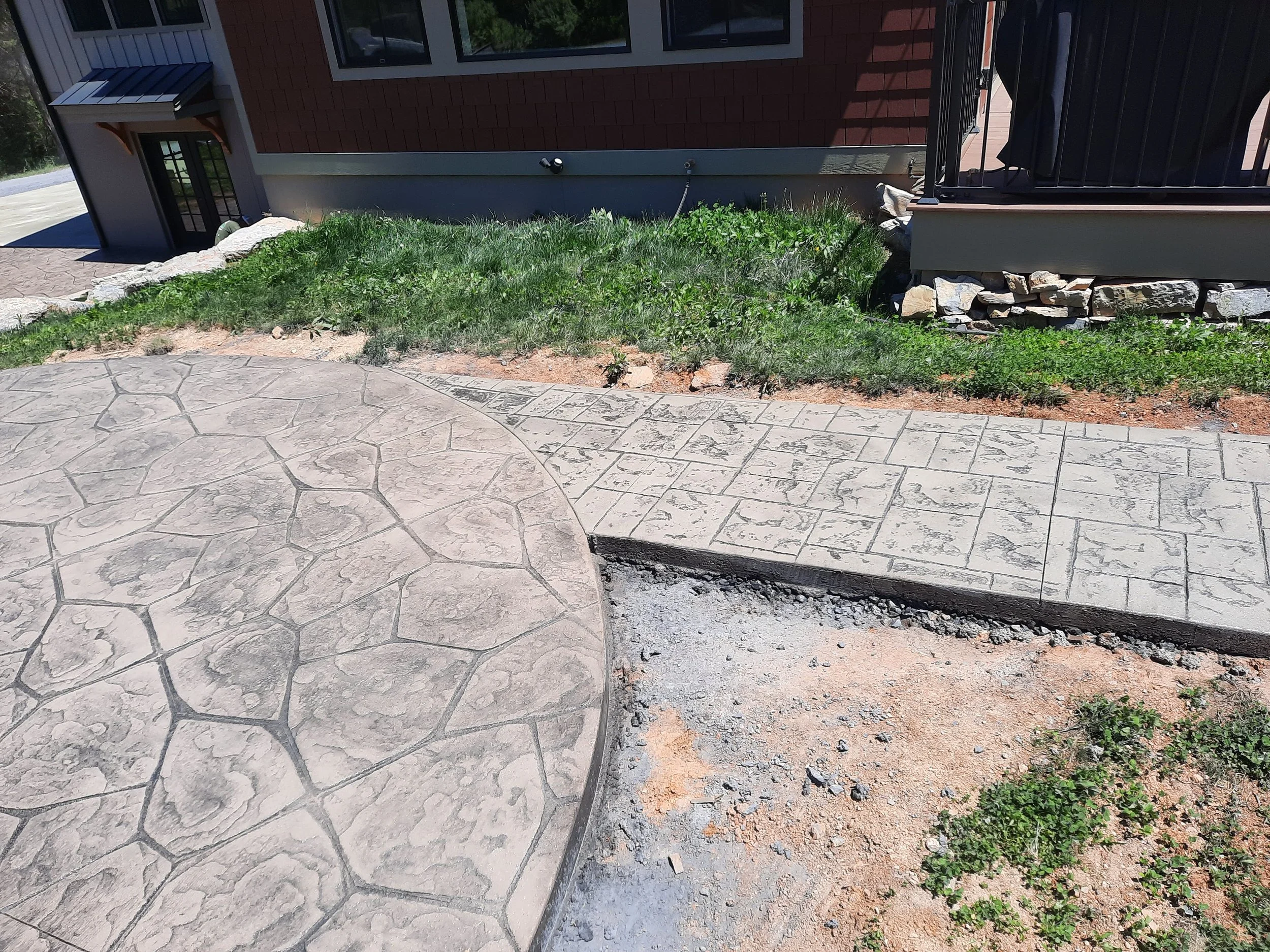 Ashlar Slate — Design Concrete Builders