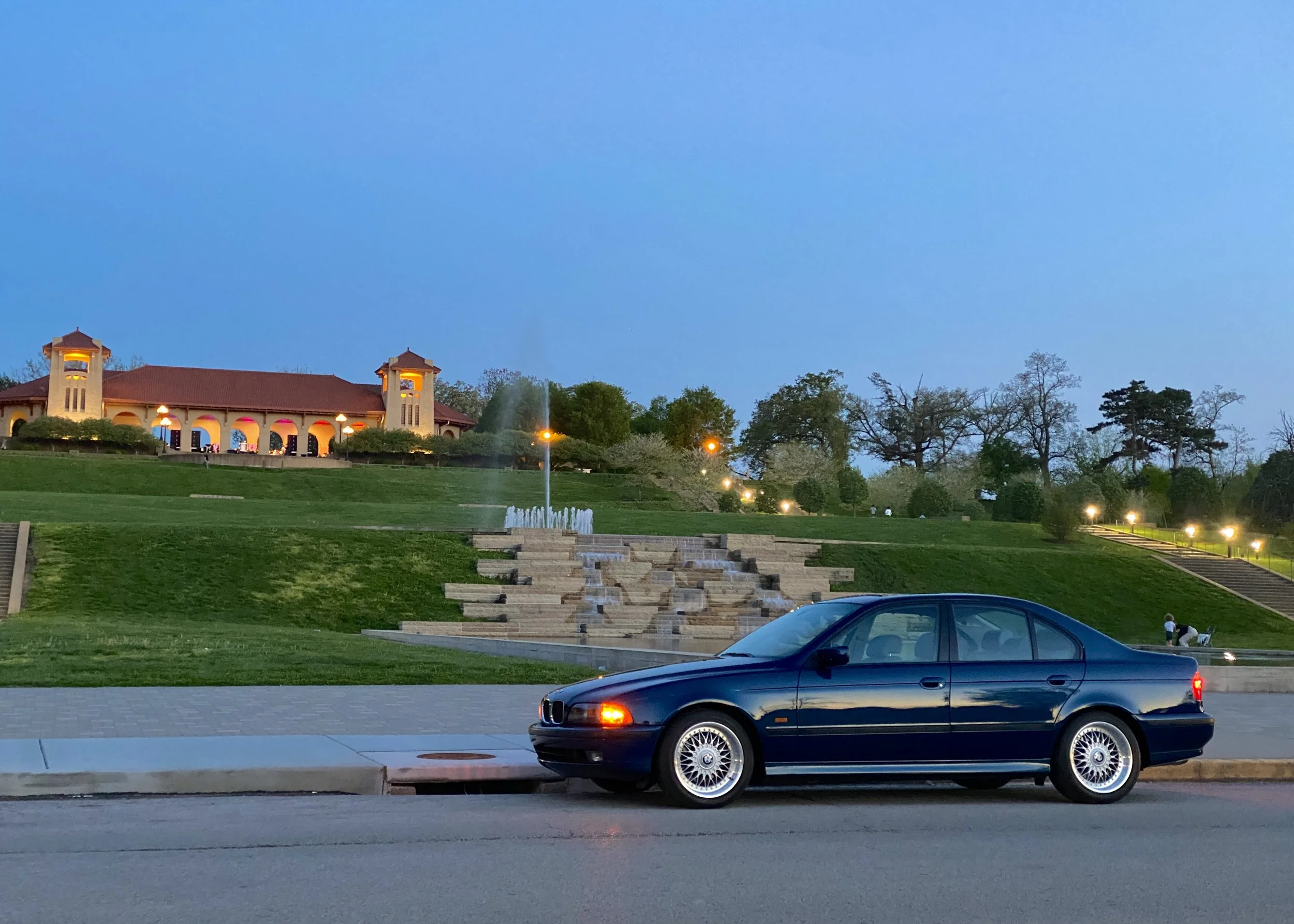 2000 BMW 528i BB - SOLD — Bimmers R Us Curated