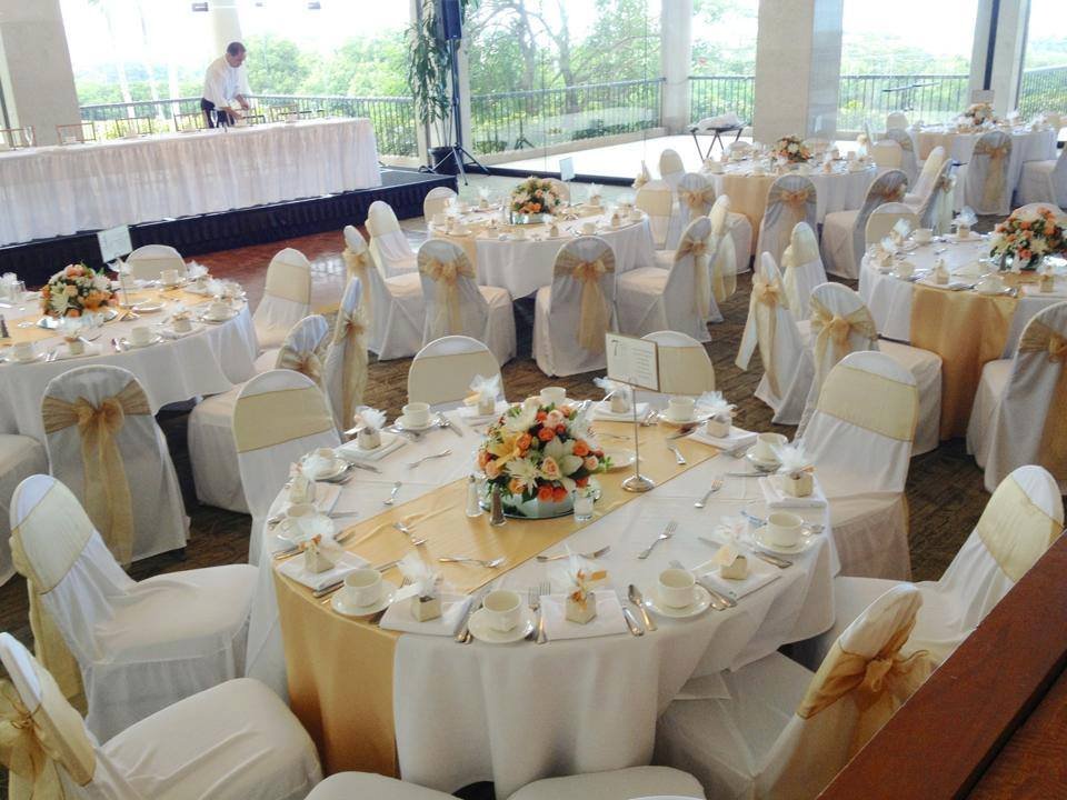 Tablecloths For Rent | Linen for Events | Raleigh, NC — City of Oaks Linens