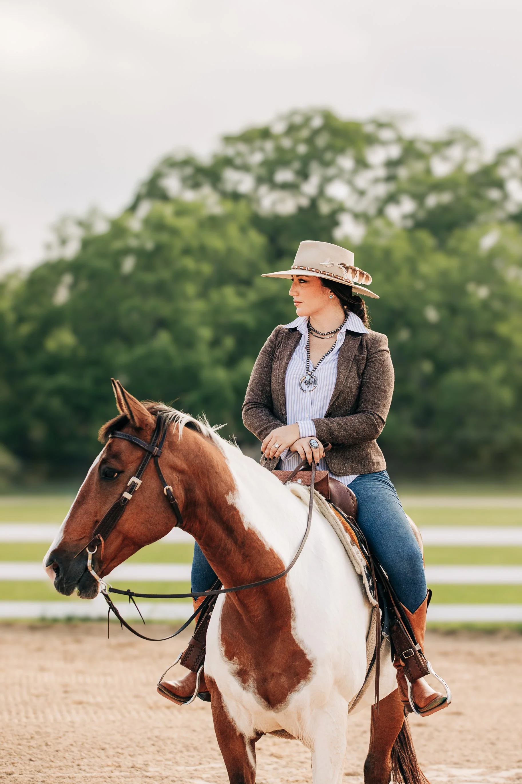 Meet Courtney Carter — Dark Horse Photography
