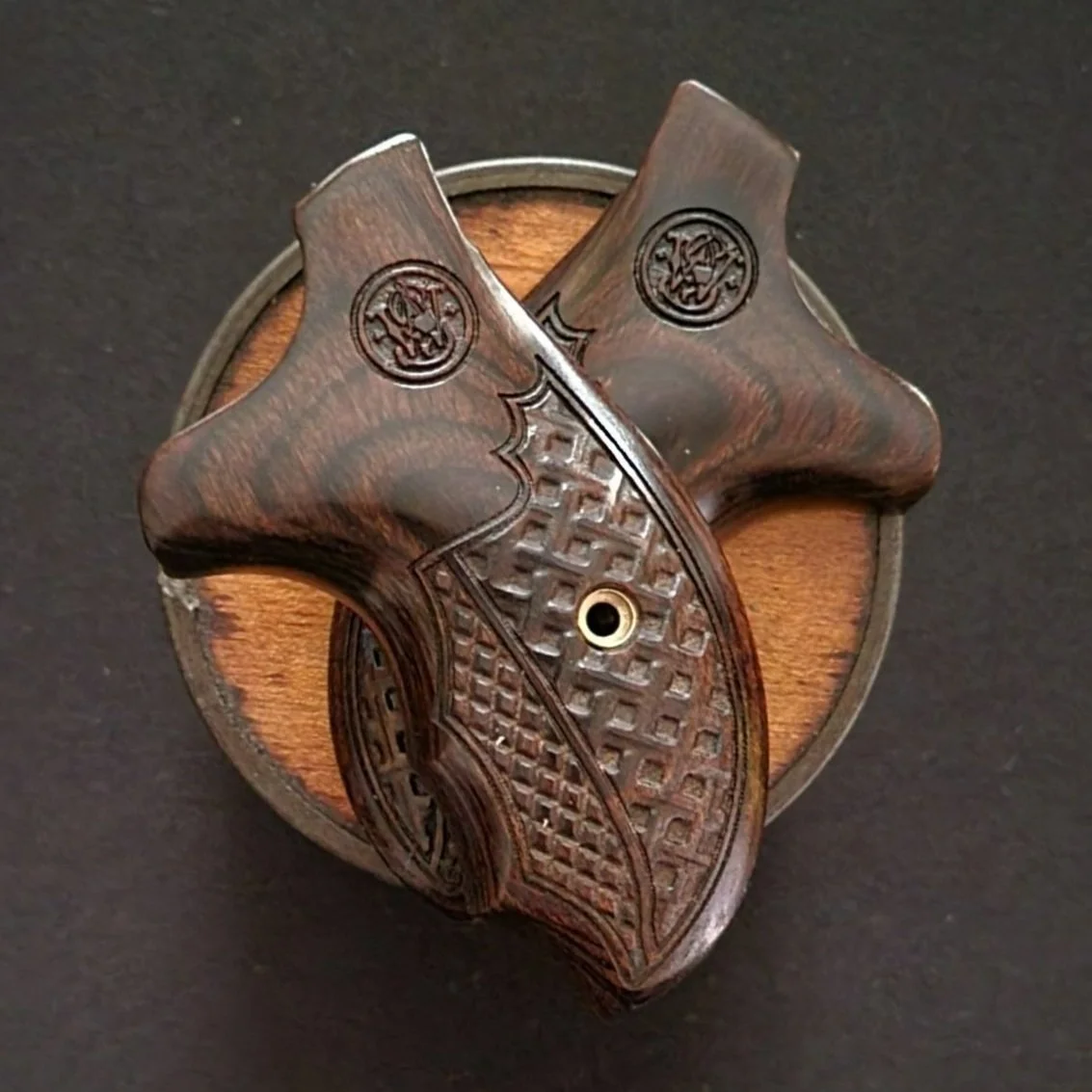 Custom Grip Basketweave by HRV Grips Engraving Patterns - Basketweave ...