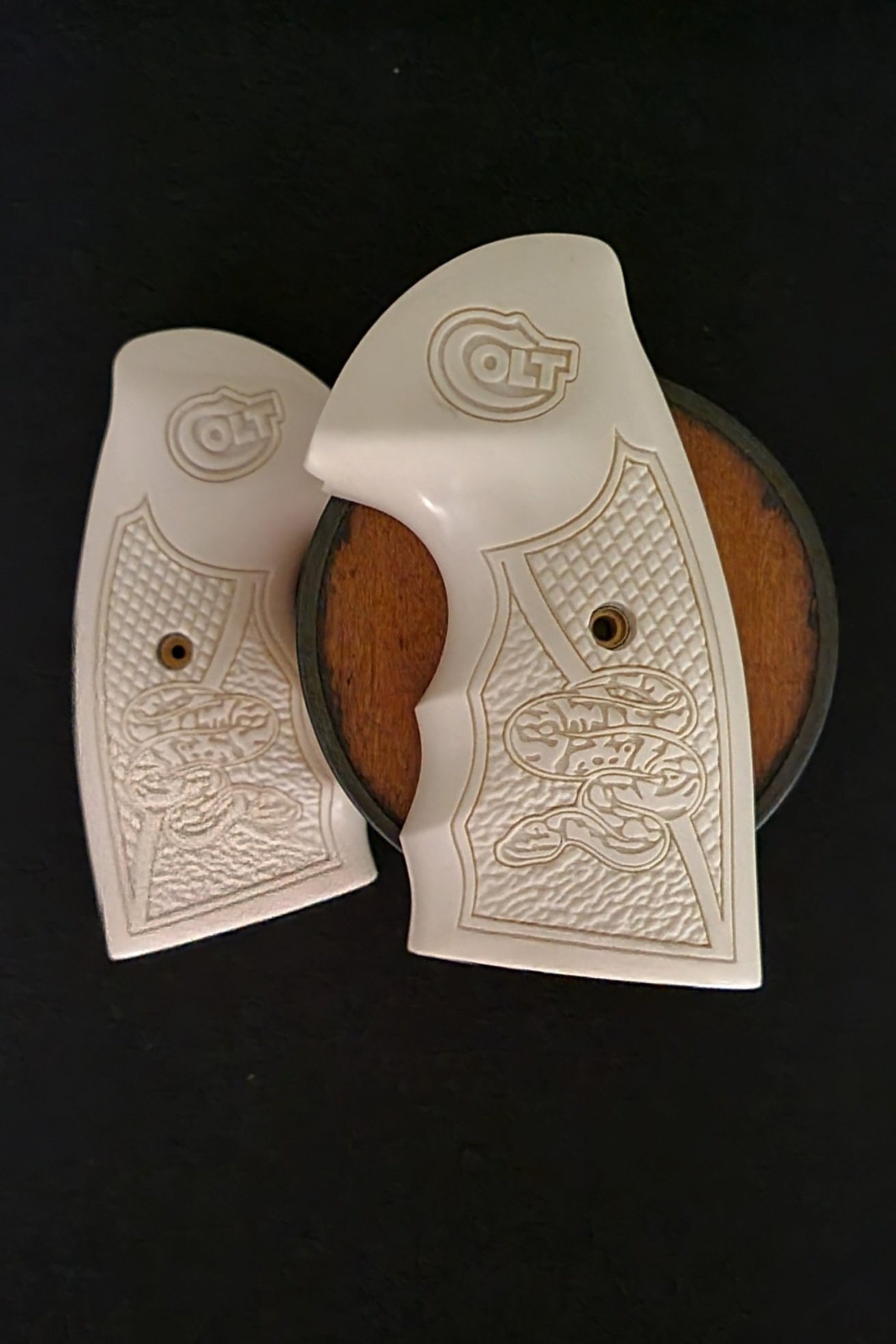 Colt Python/Anaconda 2020-2021 Oversize Fingergroove FlatTop™/Stipple ...