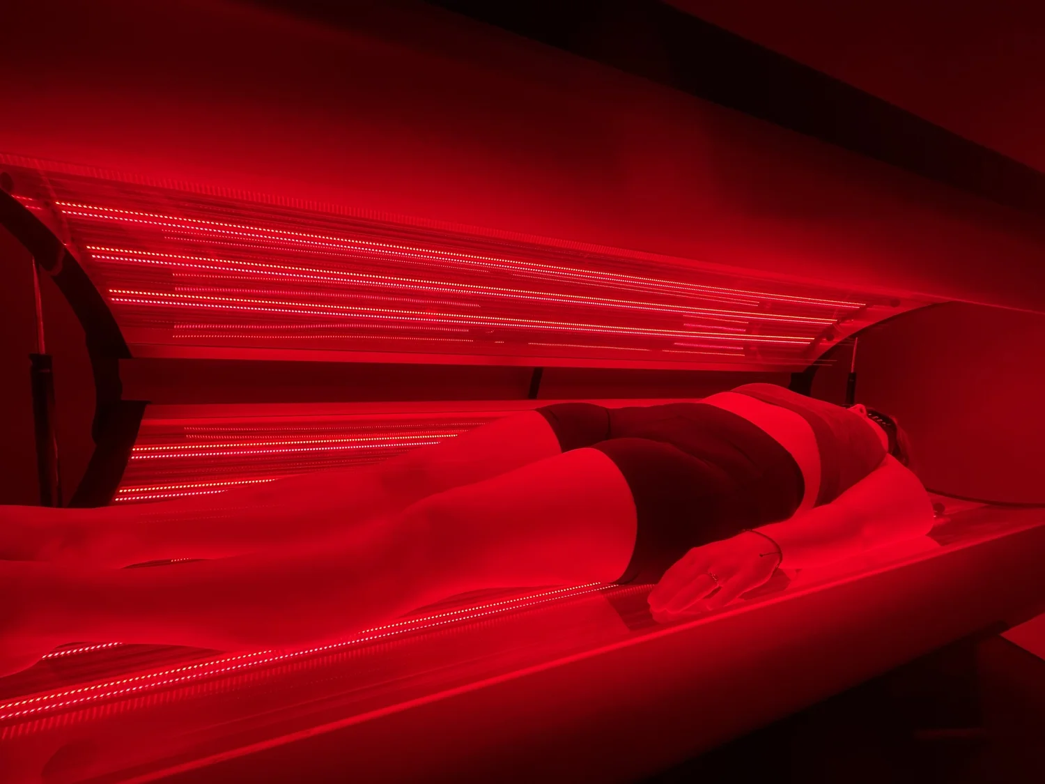 Laser Bed Therapy | Texas Cryoworks Total Wellness Center | Pain Relief ...