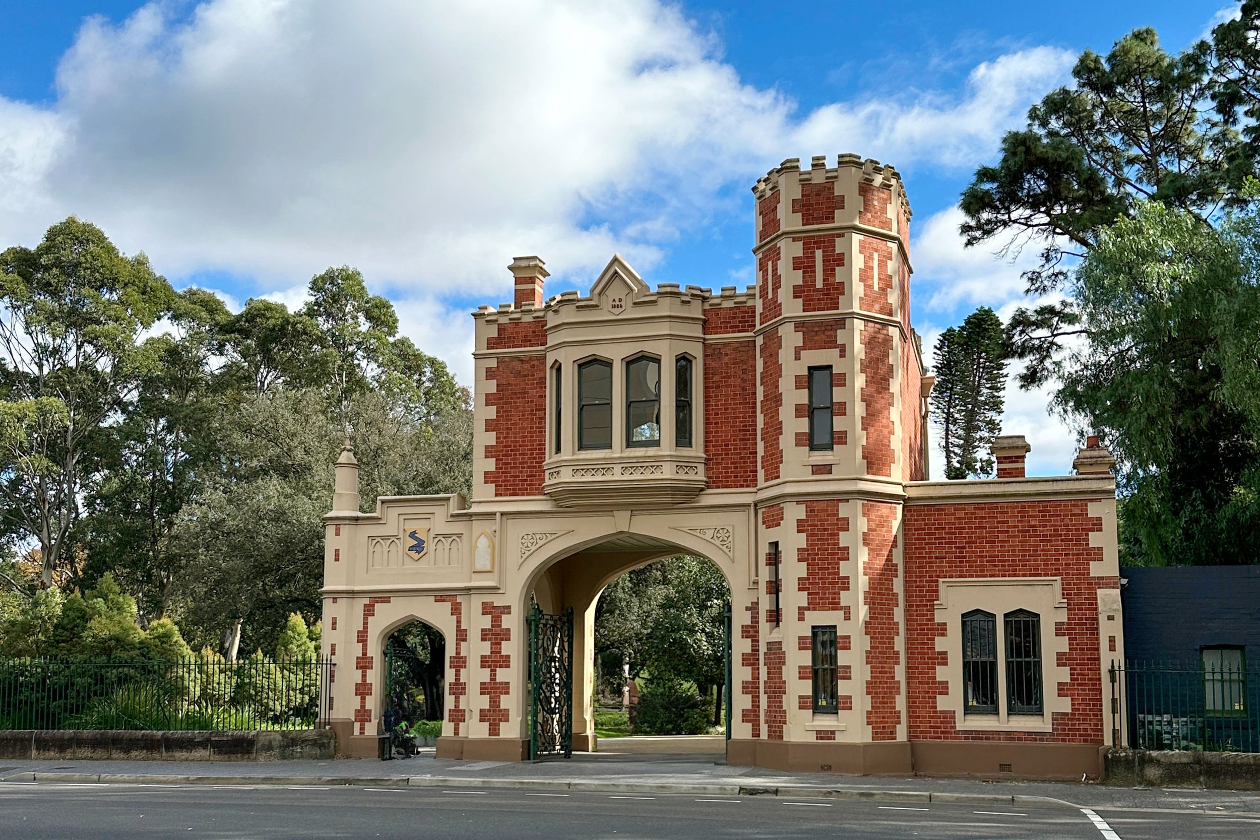 Easy Parramatta Park Walk: Heritage & Riverside Loop — Incidentally Sydney