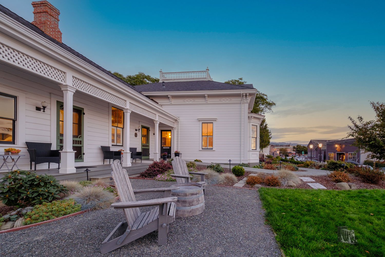 Chapman Cottage House | Book Your Cozy Getaway Now — CHAPMAN HOUSE