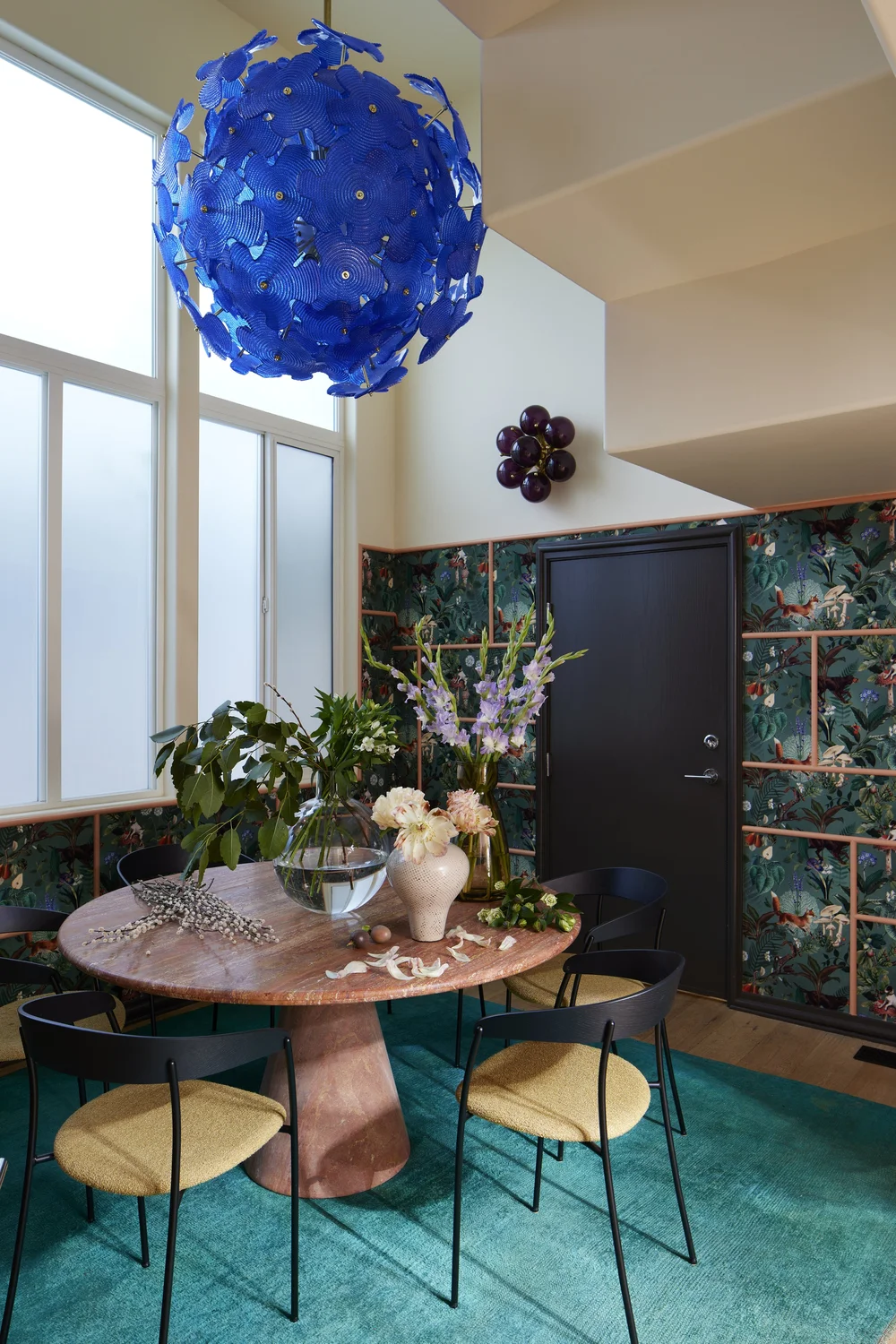 Colorful Coastal Contemporary — Black Lacquer Design | Endless interior ...