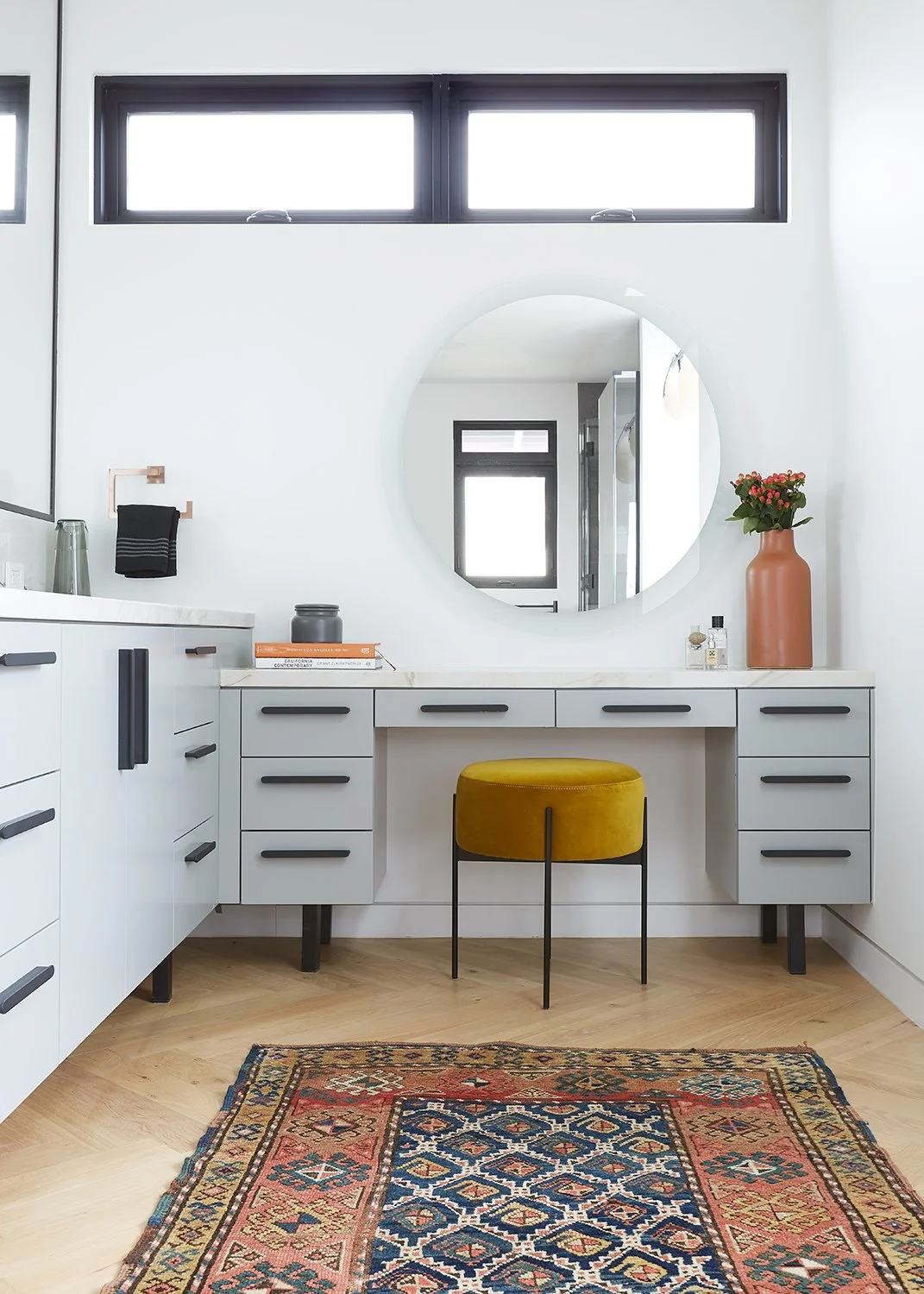 Black Lacquer Design | Endless interior delight.