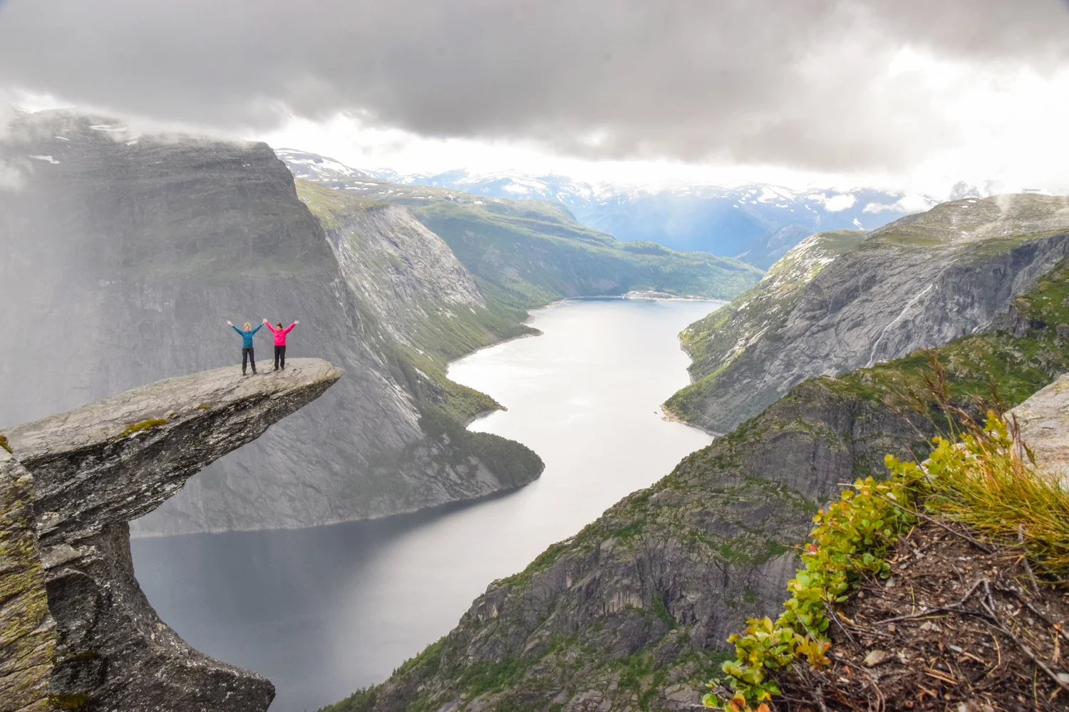 Trolltunga Adventures Trolltunga Adventures | Guided day and overnight ...