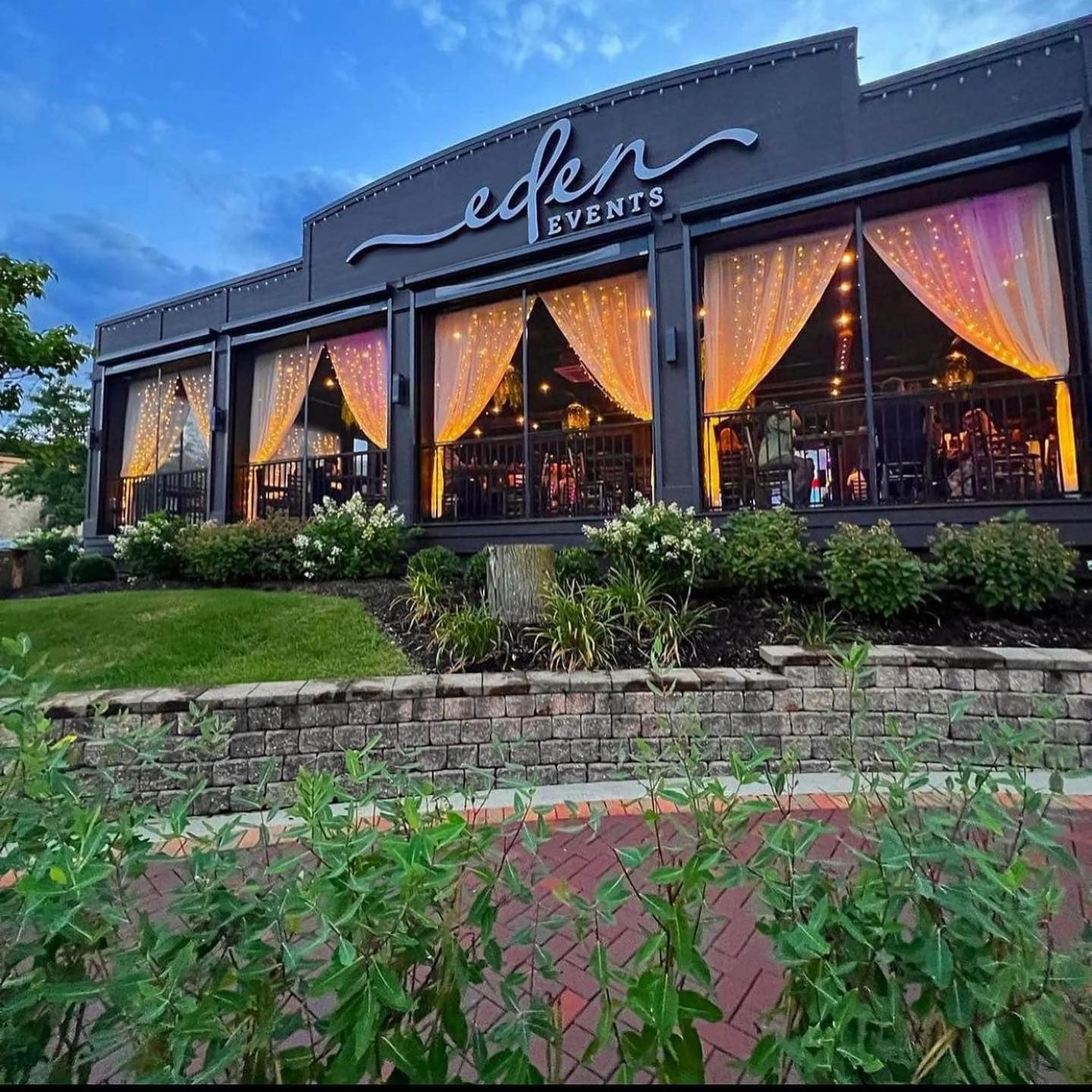 Eden Events | Contact Our Premier Event Venue in St. Charles, IL | Book ...