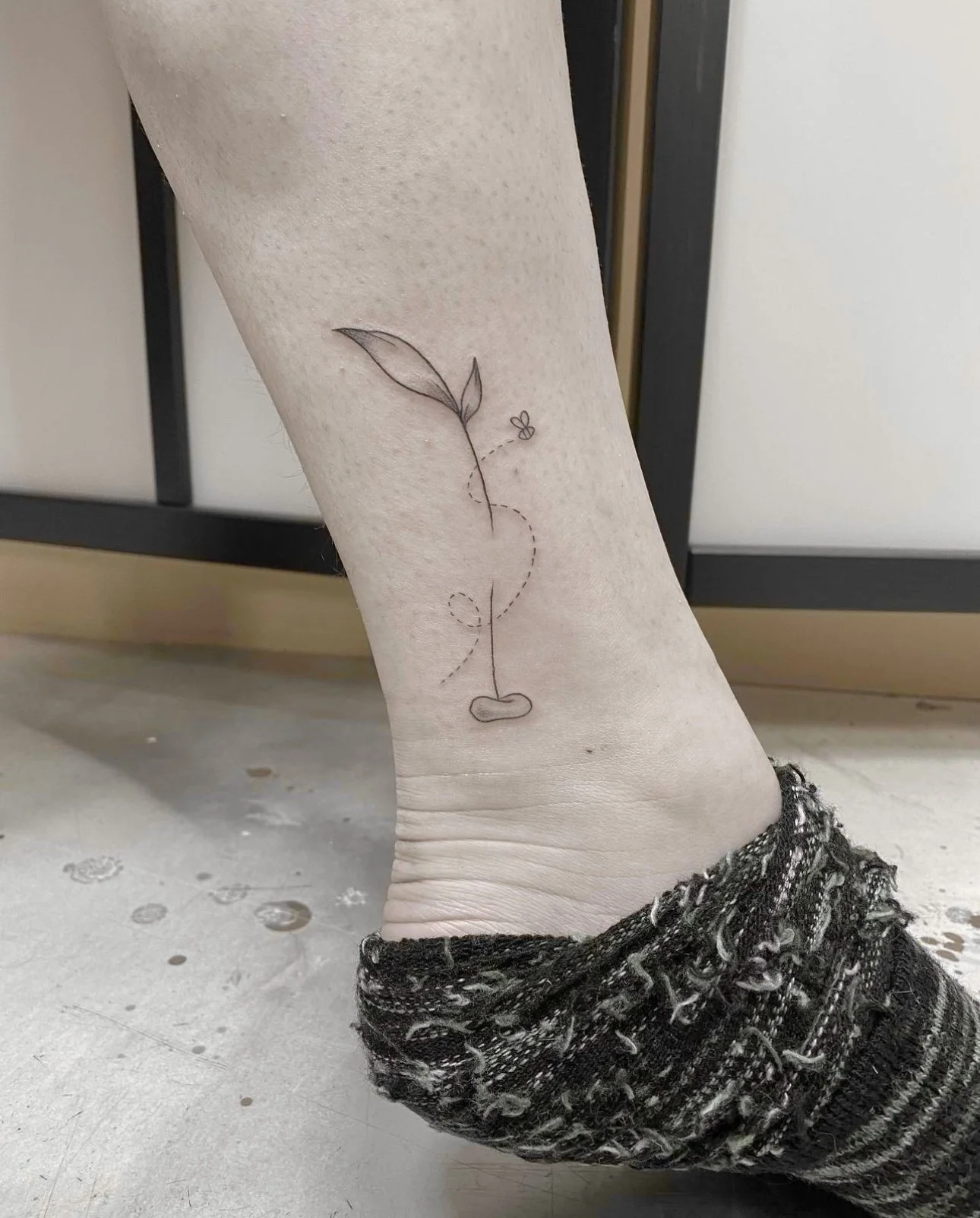 Fine Line Tattoos: 7 Essential Tips to Keep Them Looking Fresh ...