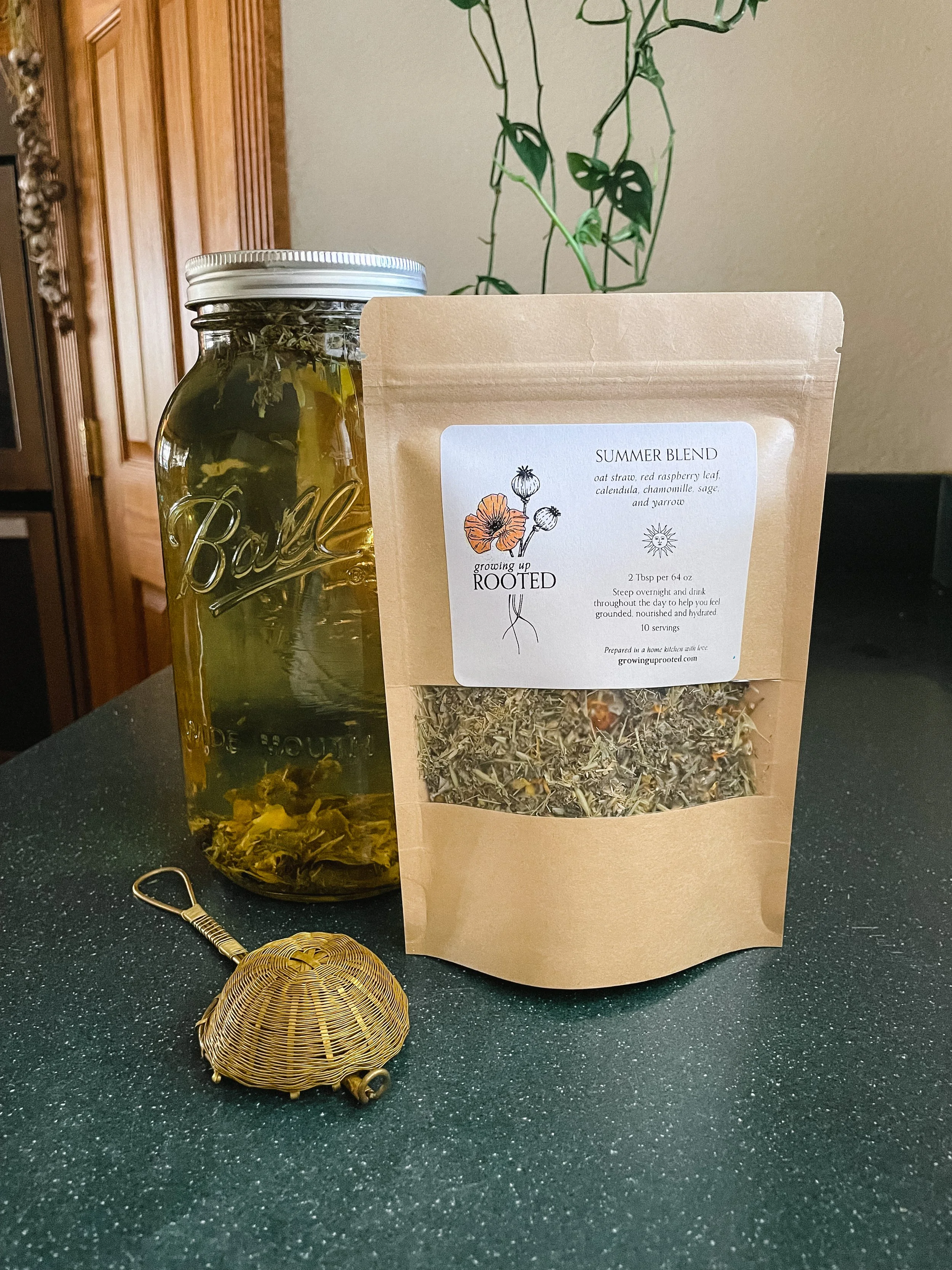 How to make an herbal infusion to drink all day — Growing Up Rooted