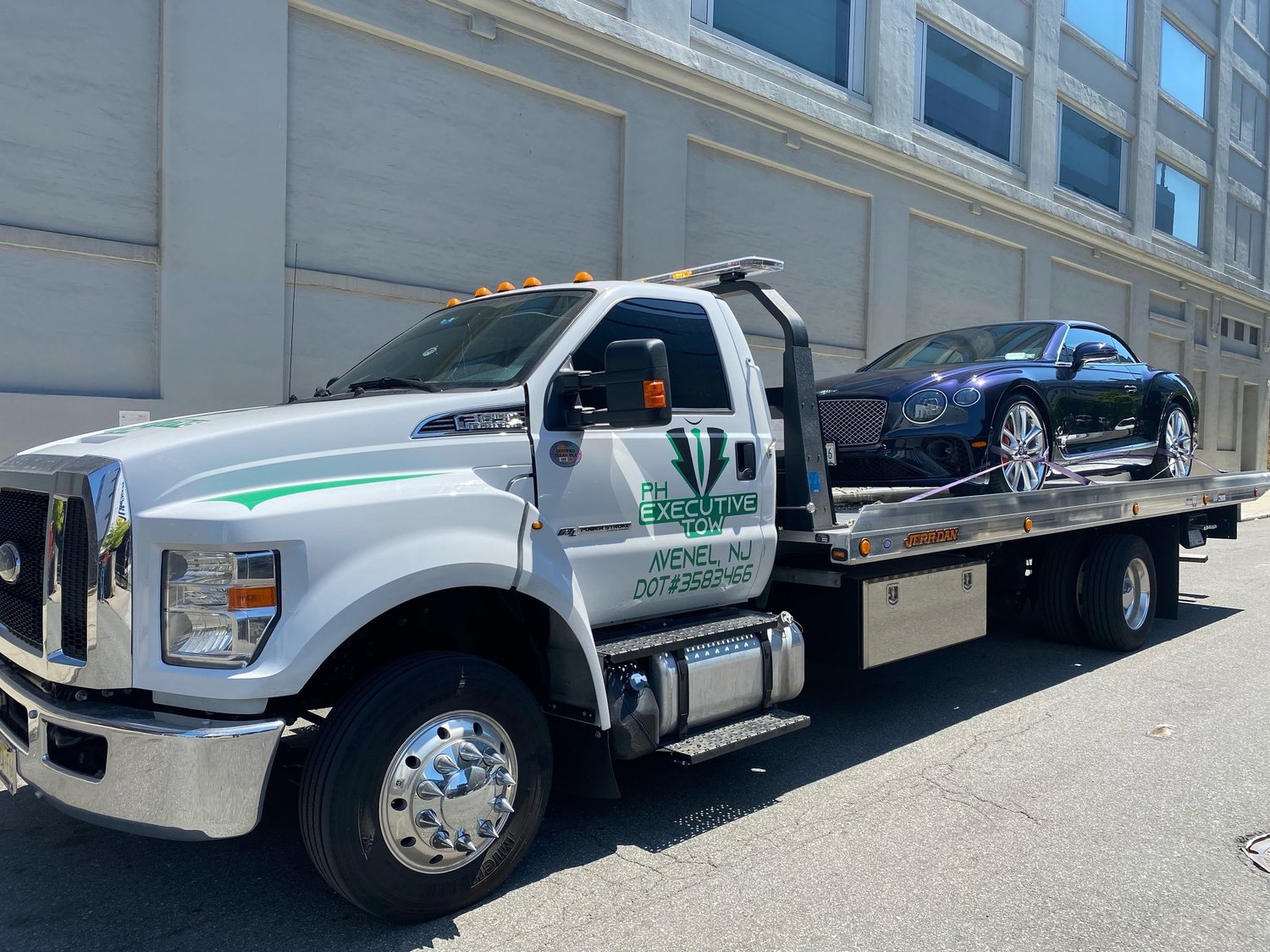 PH Executive Tow - All-Vehicle Towing & Car Shipping