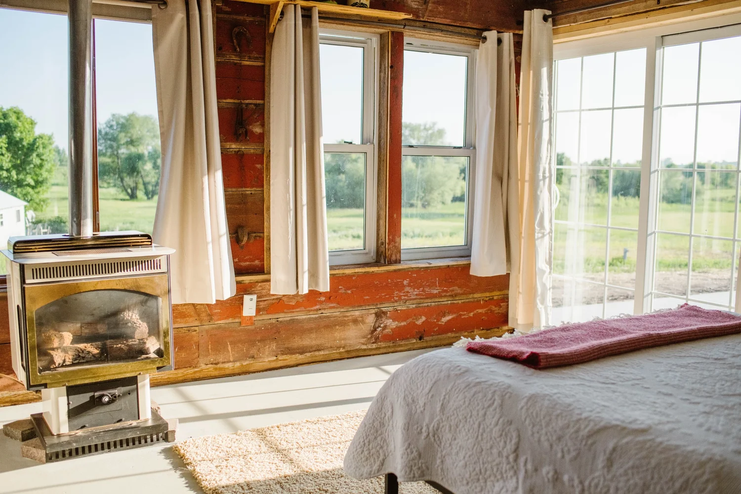 Molitor Milk House Stay — Feathered Acres Learning Farm & Inn