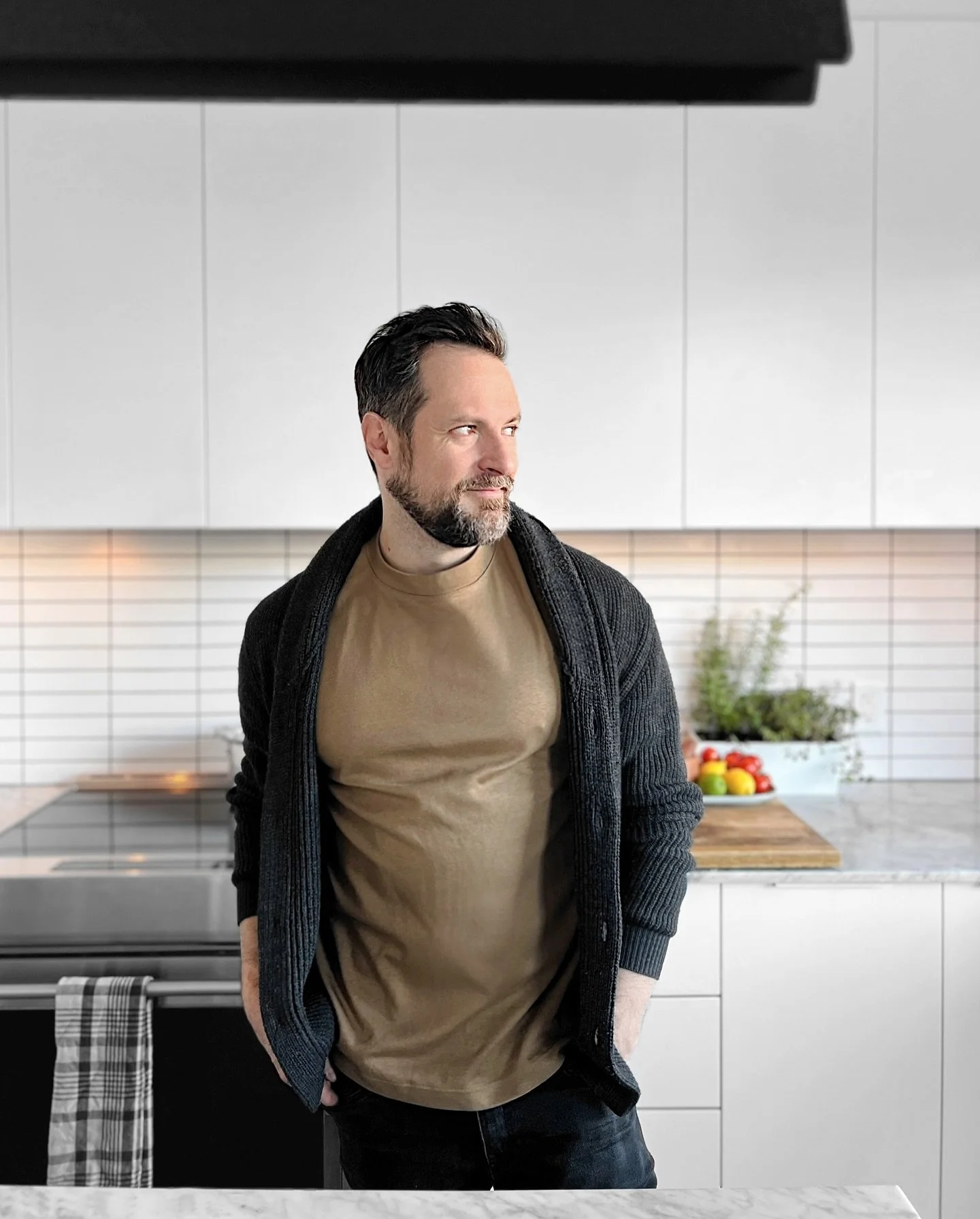 Bagel au saumon fumé déconstruit, œufs de caille et purée de chou-fleur ...