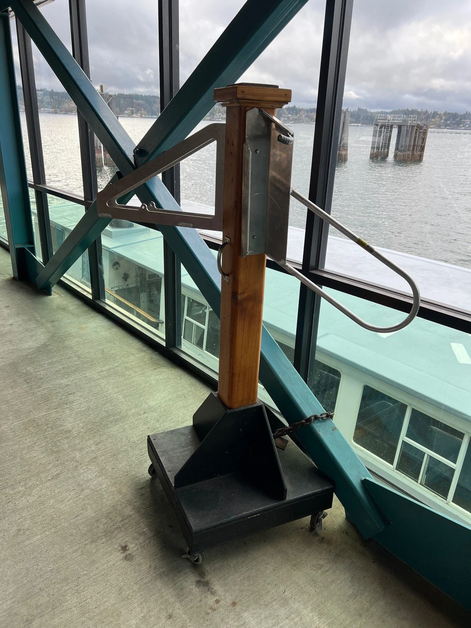 Test your bike with the new prototype Bremerton Fast Ferry bike rack ...