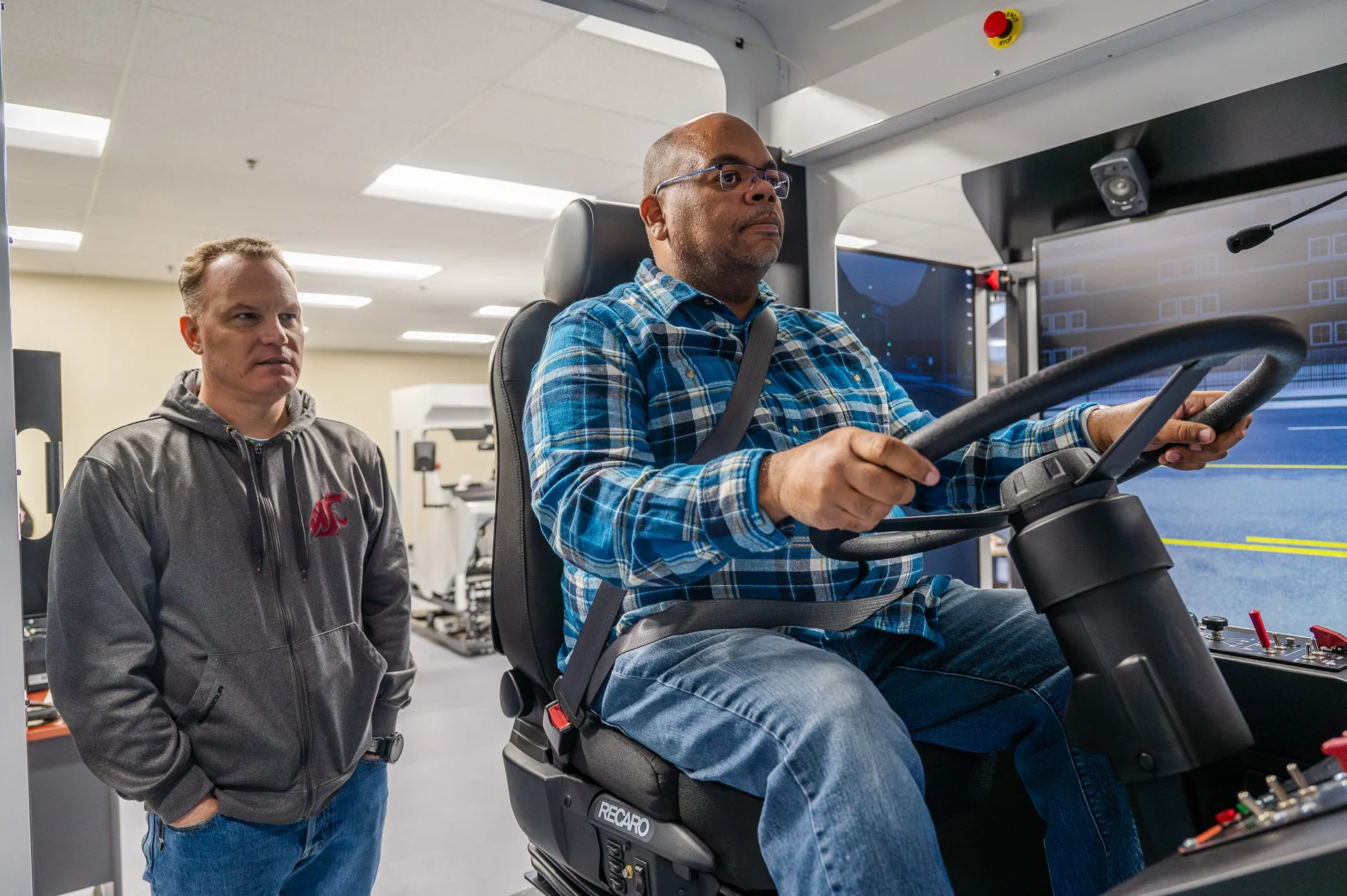 New bus simulator will help KT operator trainees in and out of the ...