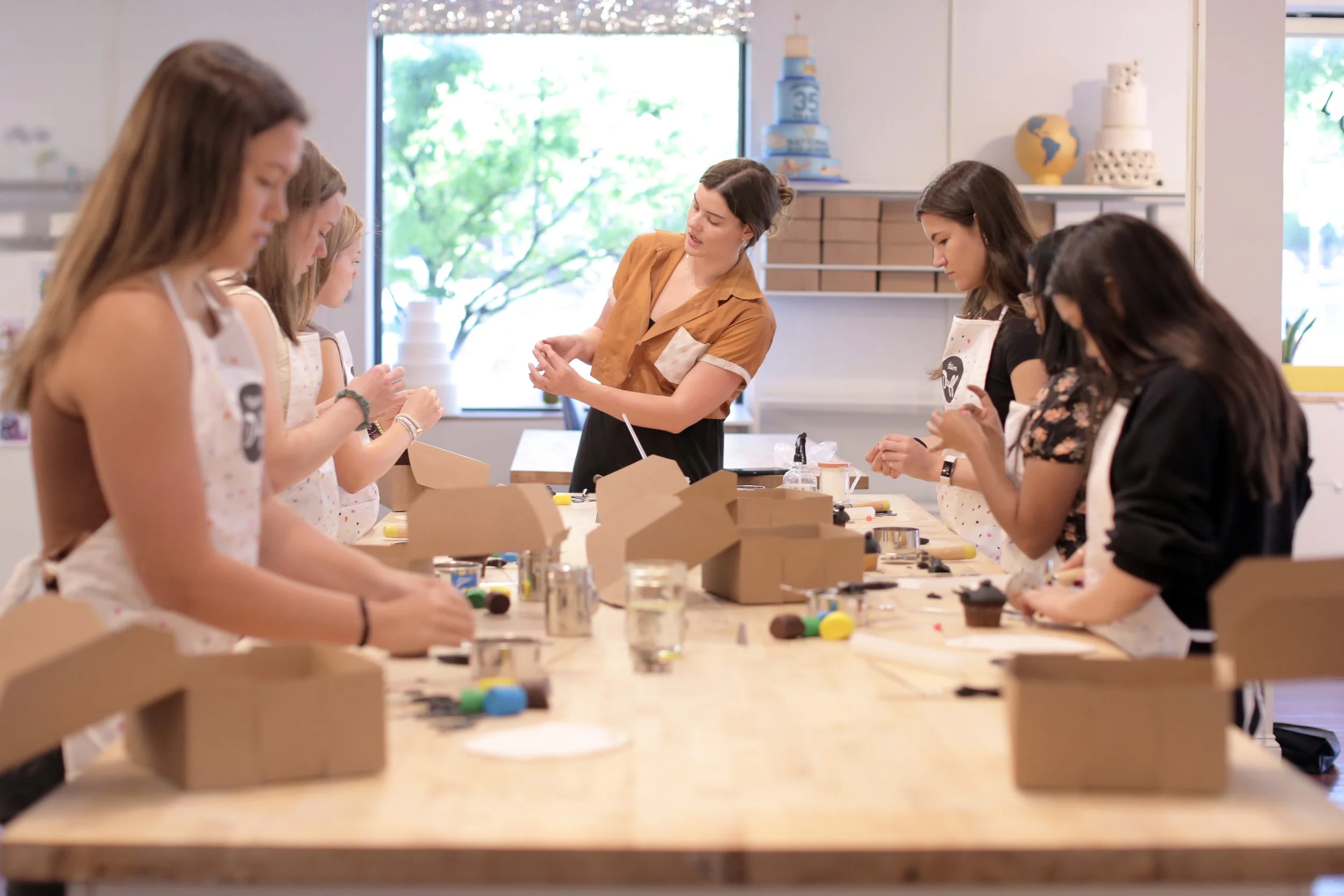 Cake and Cupcake Decorating Classes — Charm City Cakes