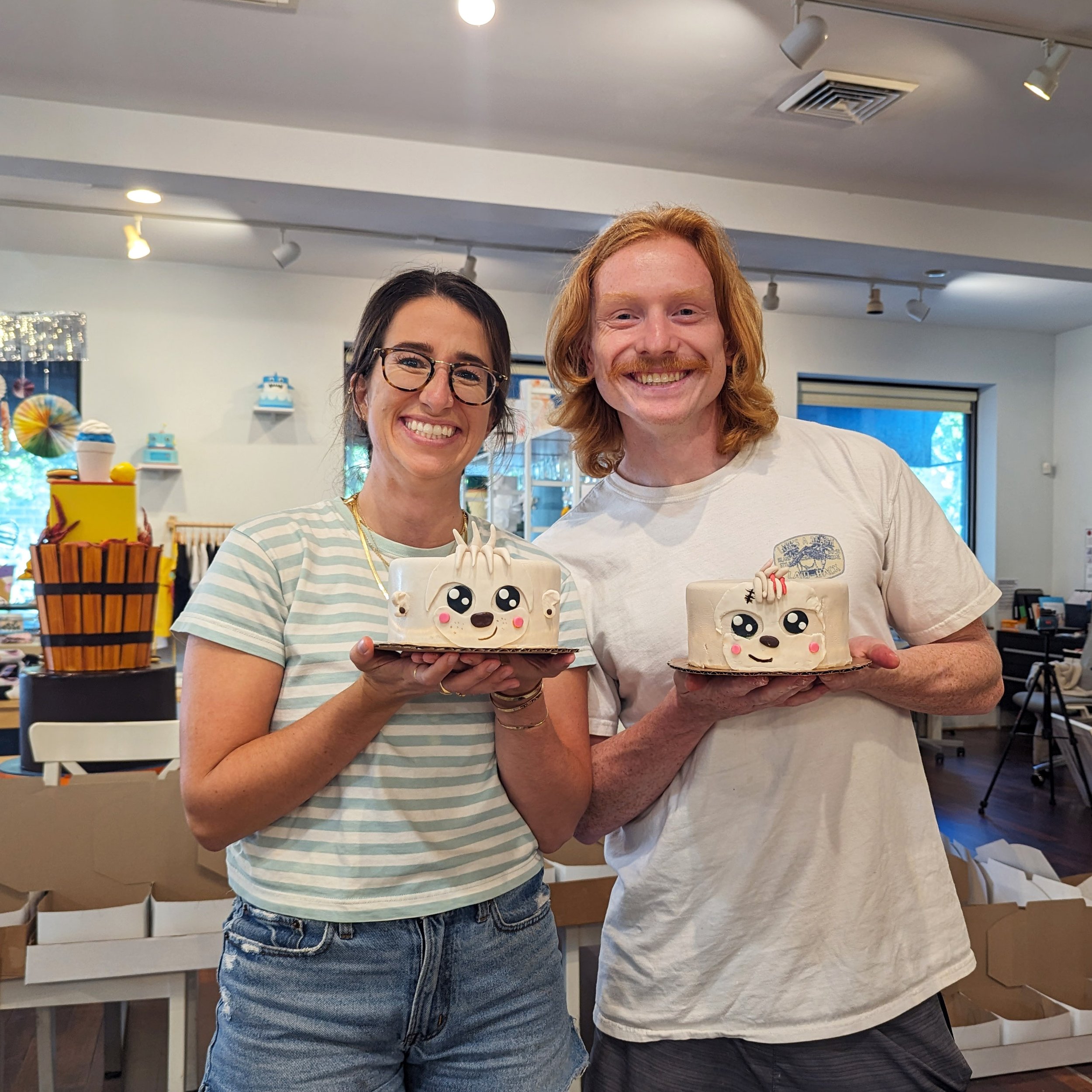 Cake and Cupcake Decorating Classes — Charm City Cakes