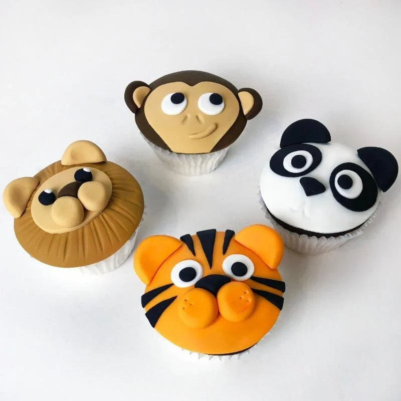 Cake and Cupcake Classes — Charm City Cakes