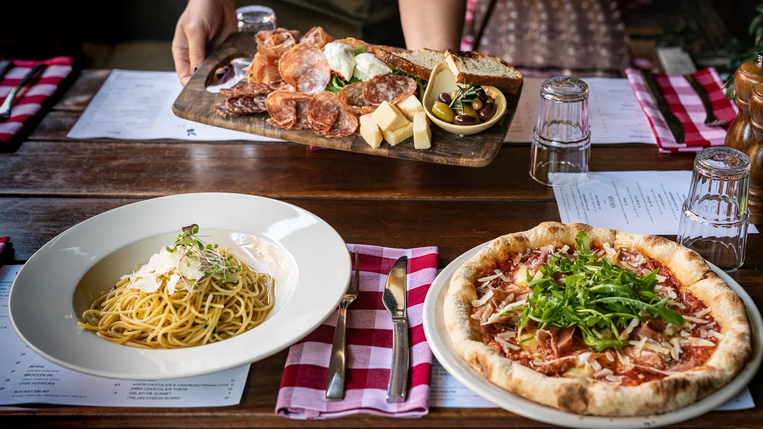 Menu — Centra Hotel