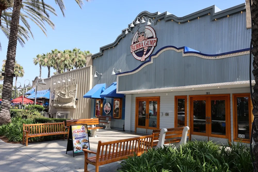 Anaheim GardenWalk: What to Expect — Orange County Insiders | Tips for ...