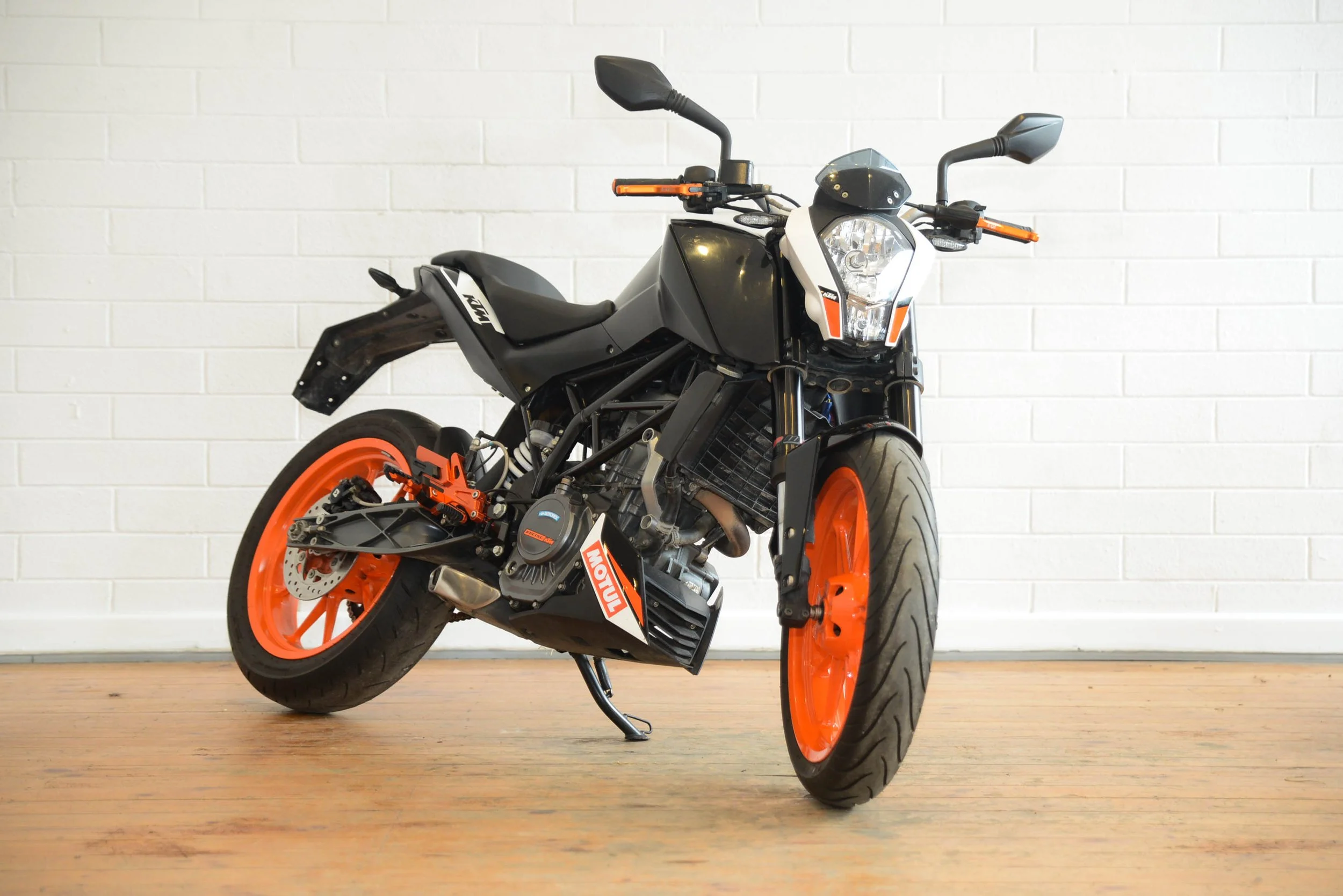 Adelaide Home Page — Healey's Motorcycles