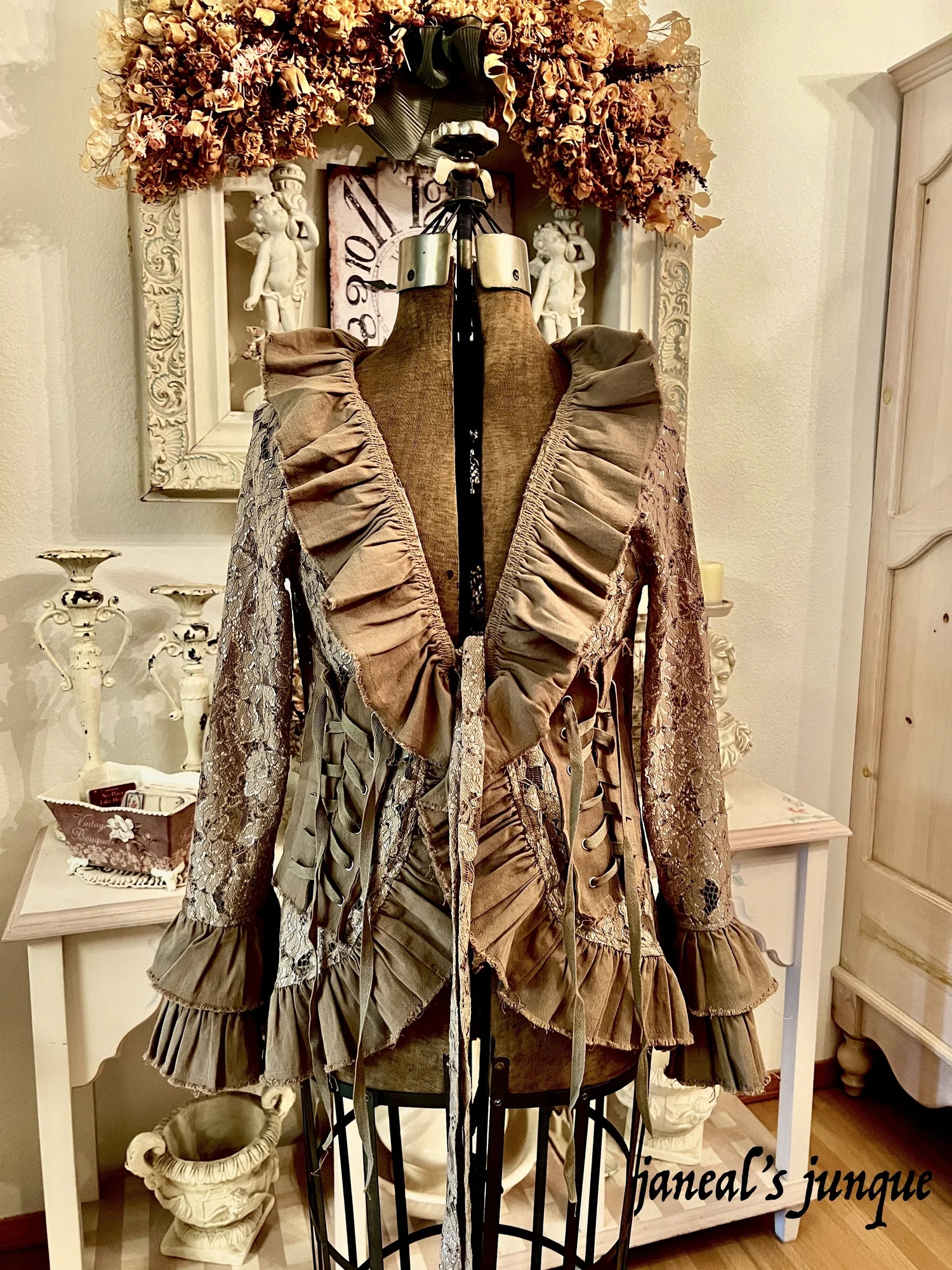 Shop — Janeal's Junque