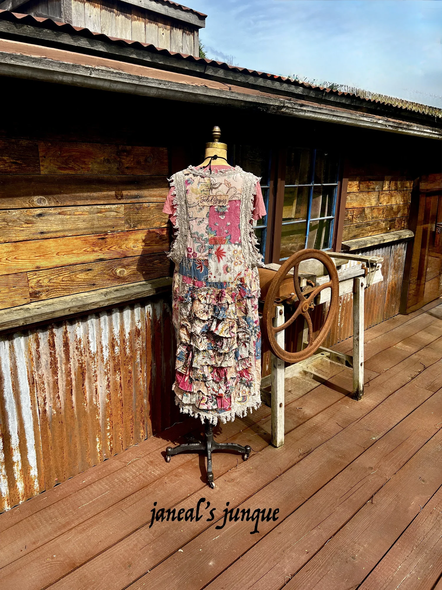 Shop — Janeal's Junque