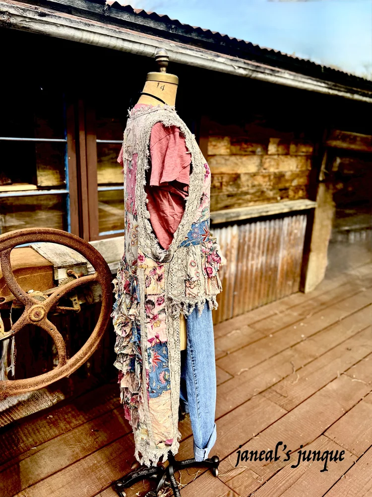 Shop — Janeal's Junque