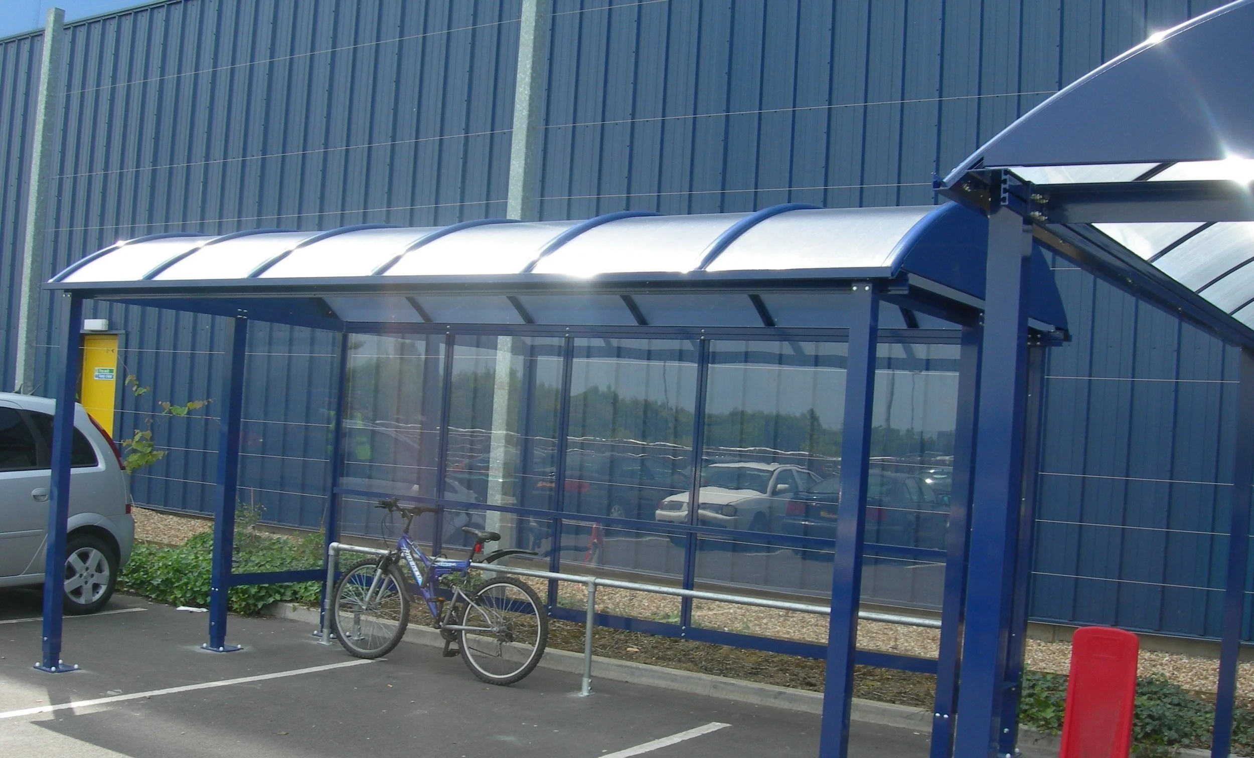 Smoking Shelter Pluto Smoking Shelter - Awnings | Retractable Canopies ...