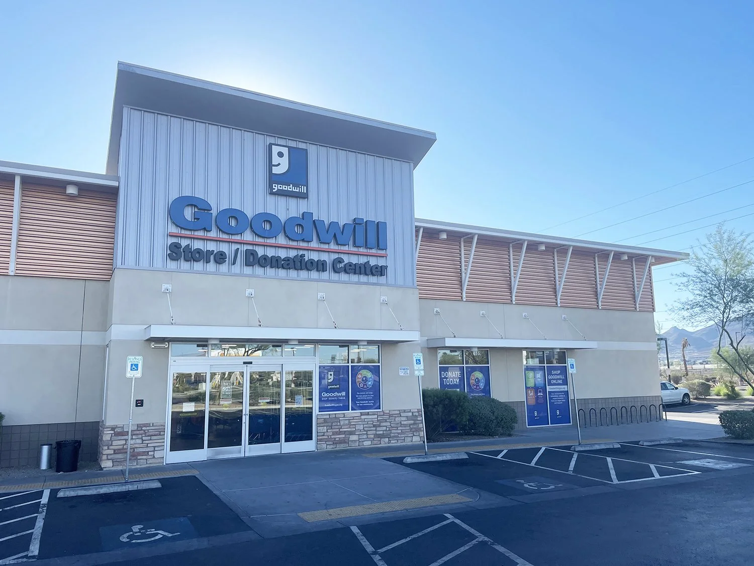 Goodwill Stephanie Store — Goodwill of Southern Nevada