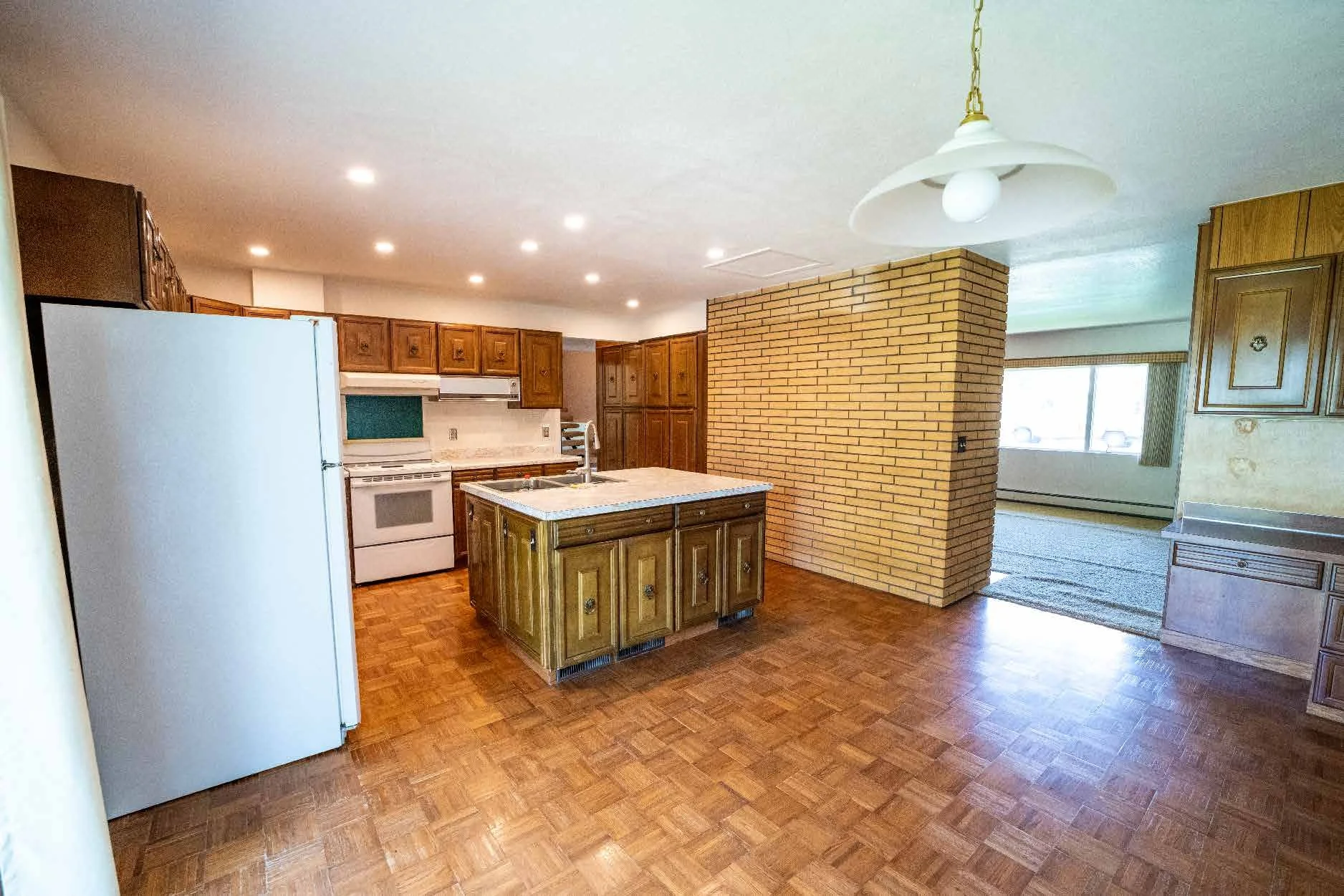 Listings — Bootlegger Realty