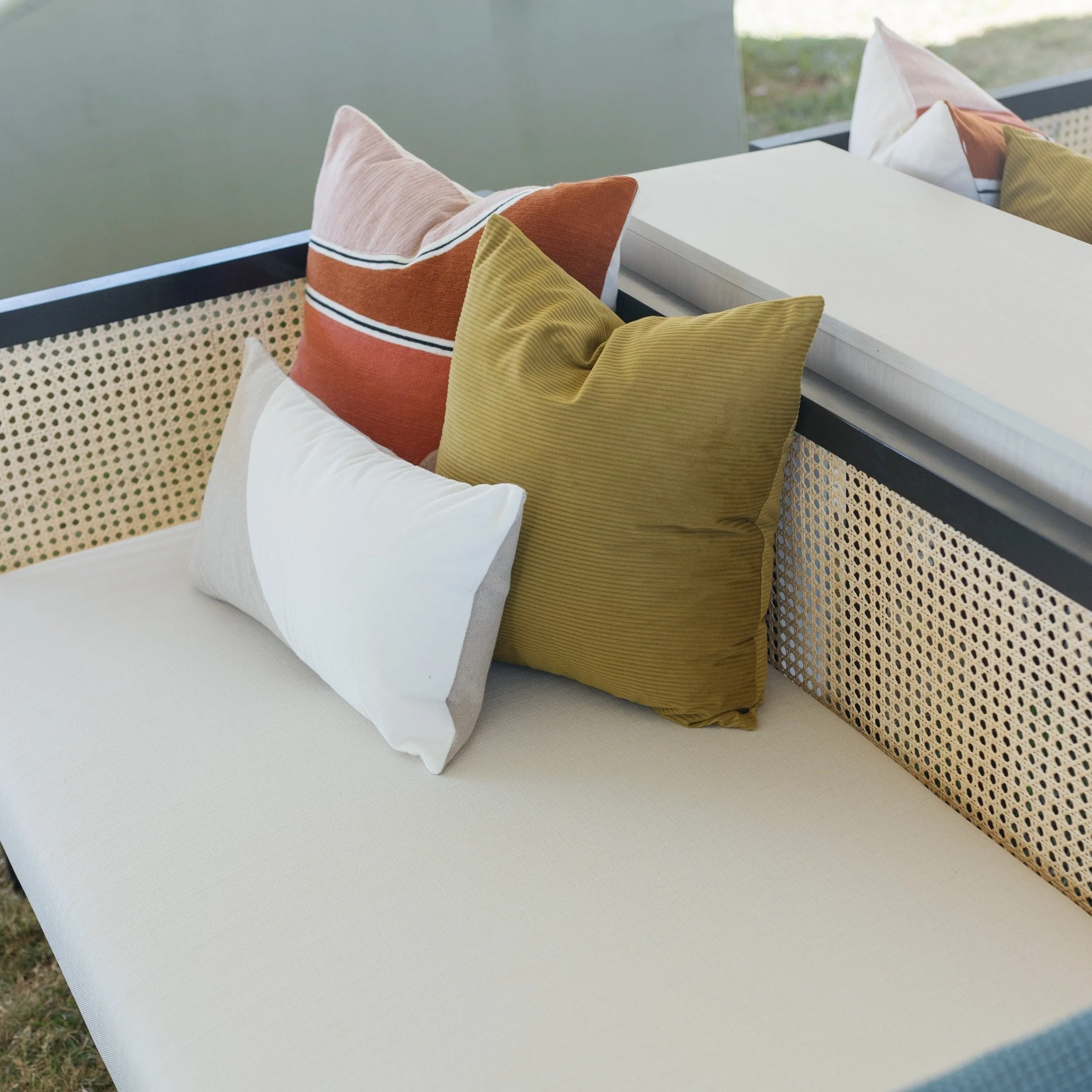 The Stile Co : Southeast Luxury Furniture Rental