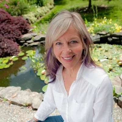 About Linda — Linda Nicholls